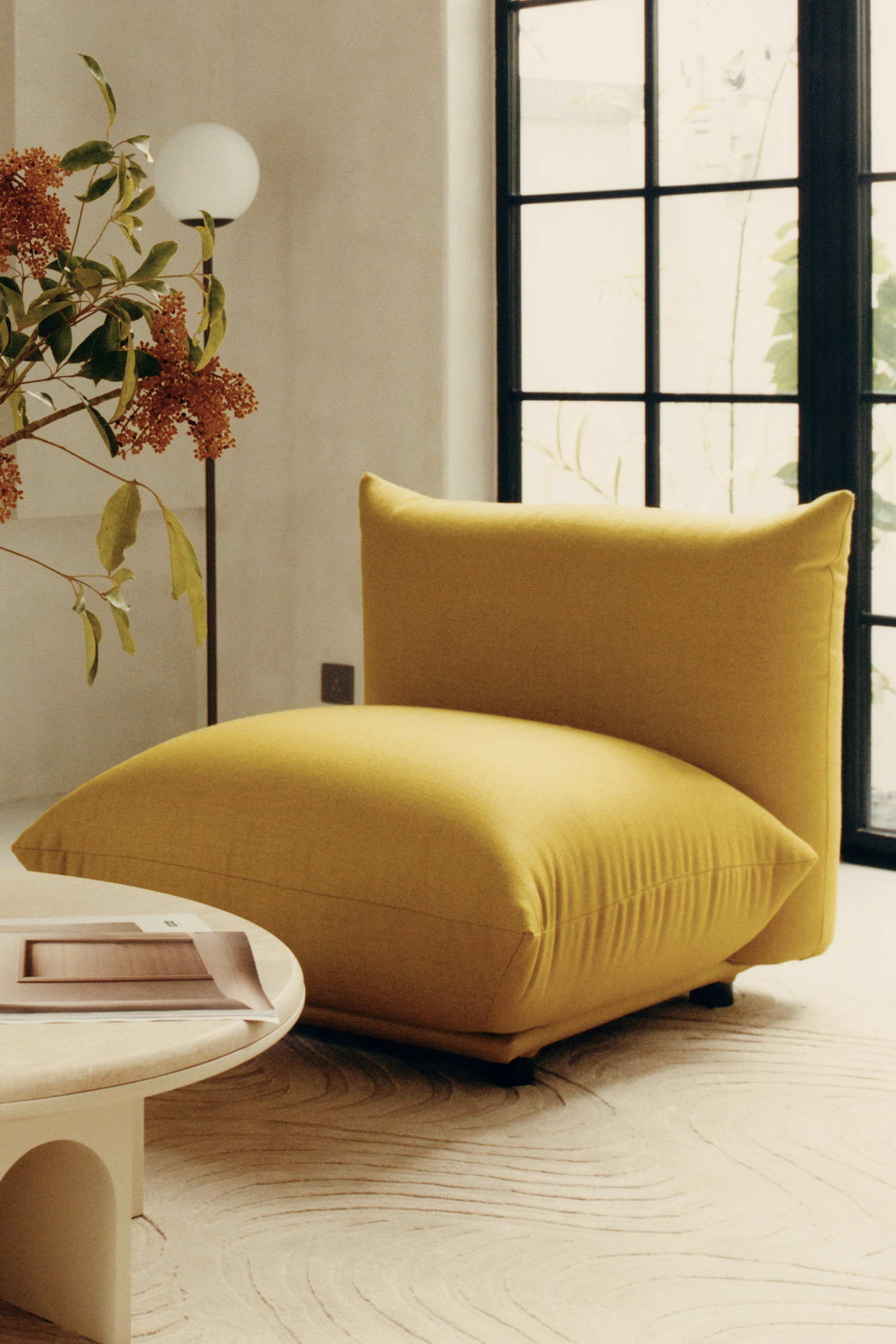 A comfortable living space for urbanite by DHB Design by Design ...