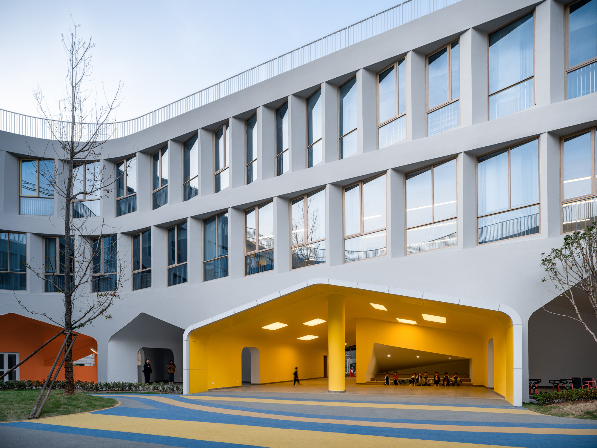 Quzhou Kecheng Jiaogong Kindergarten (Qiangjiashan) by LYCS ...