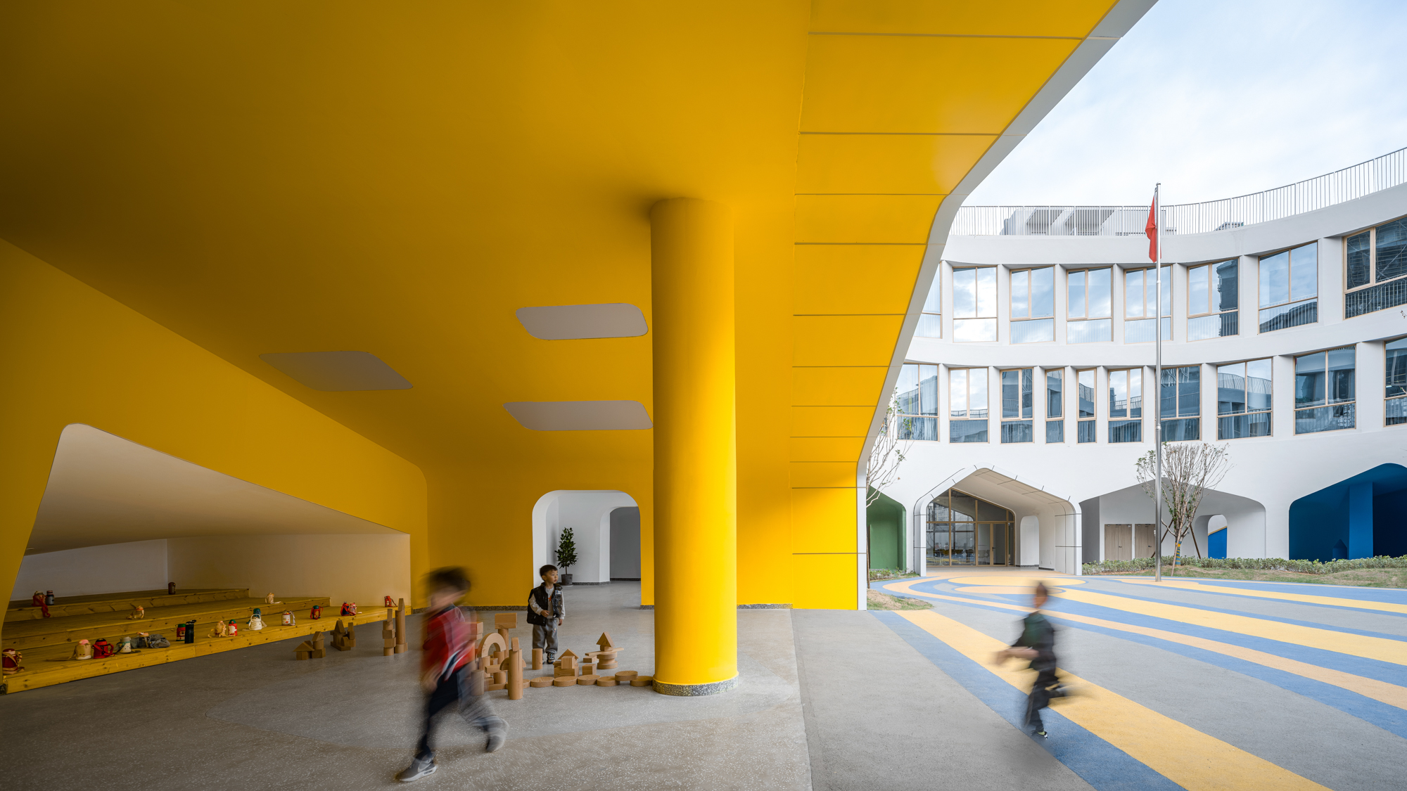 Quzhou Kecheng Jiaogong Kindergarten (Qiangjiashan) by LYCS ...