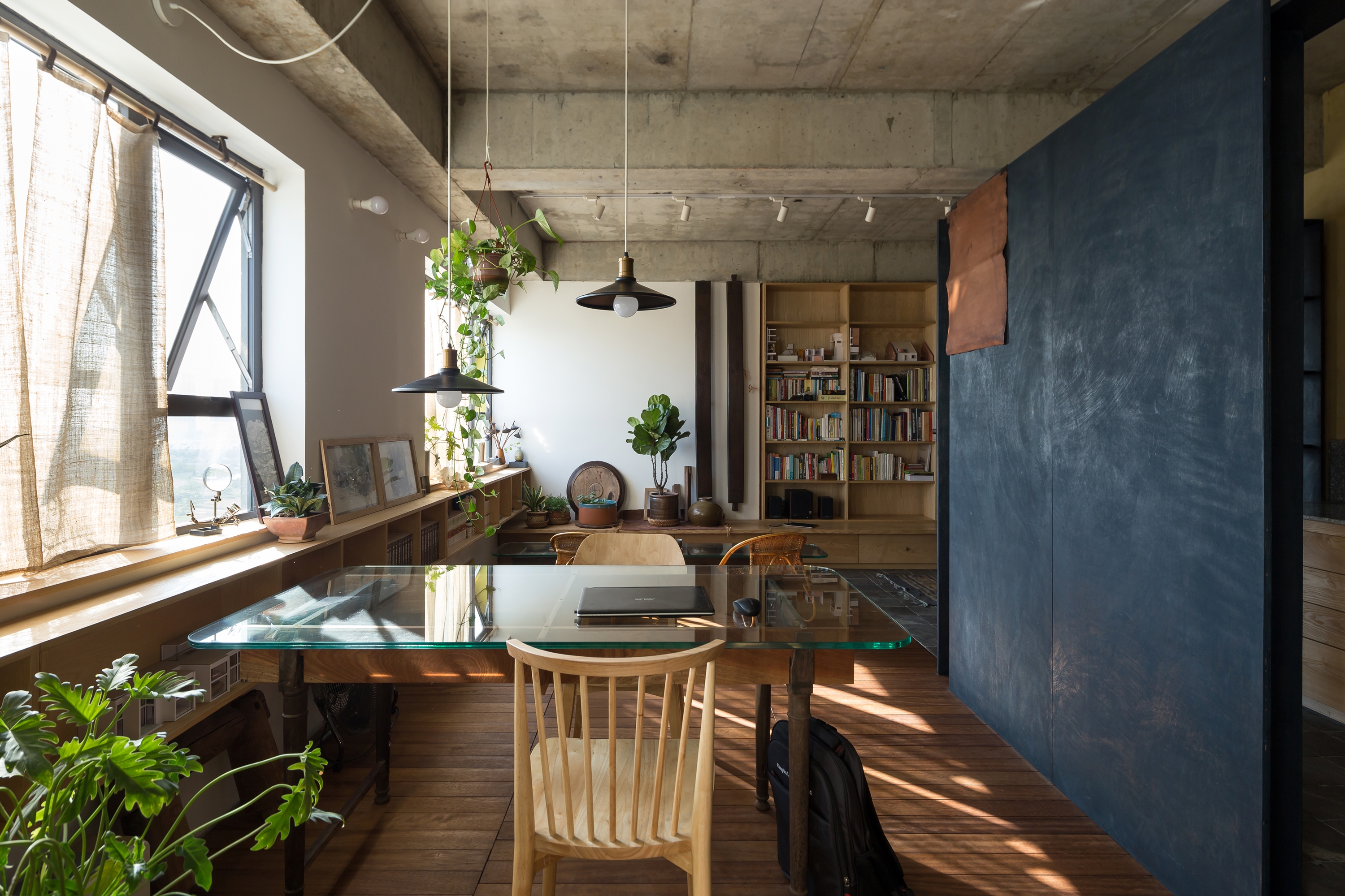 1110 apartment by atelier 12 - Architizer