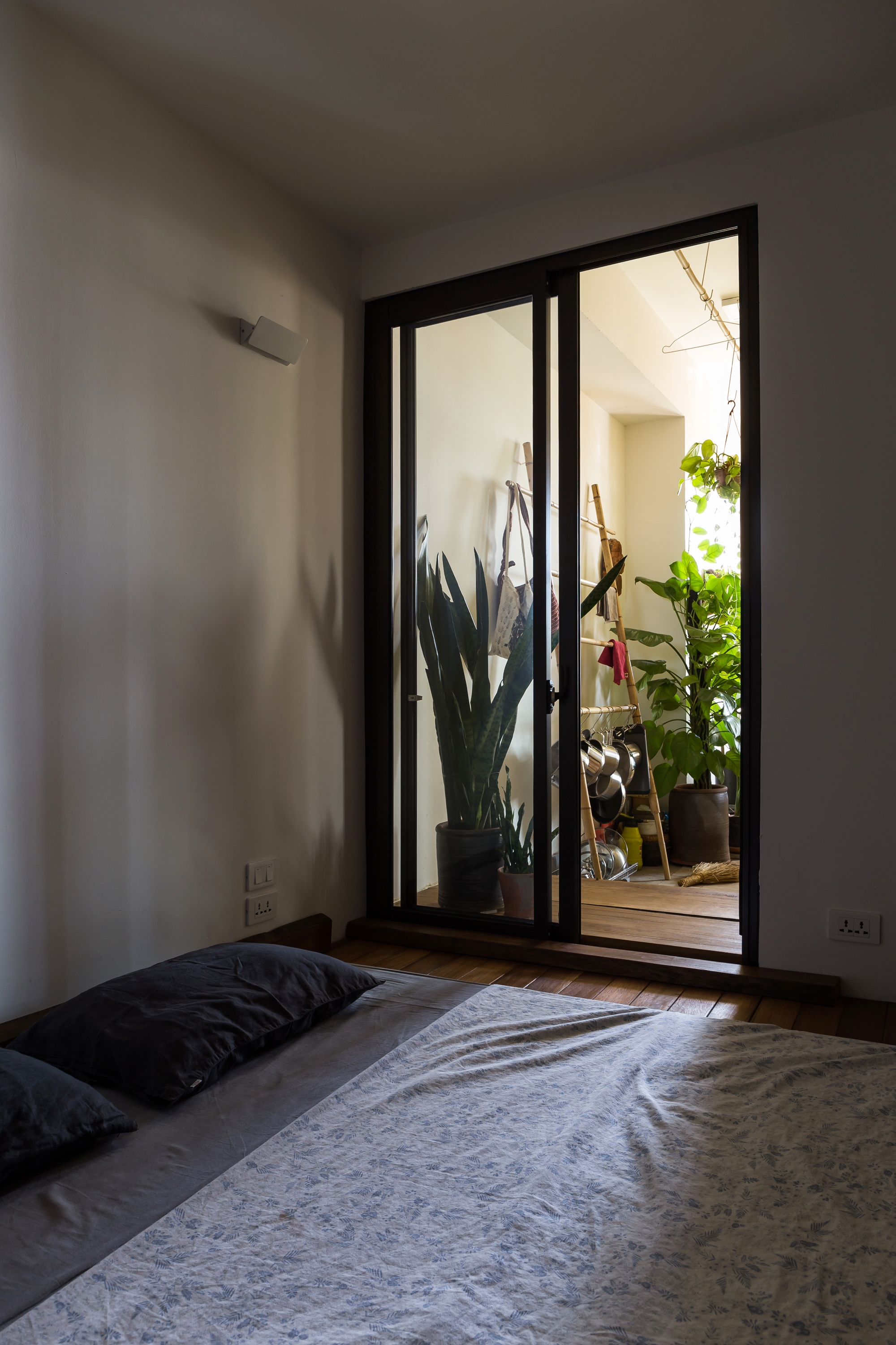 1110 apartment by atelier 12 - Architizer