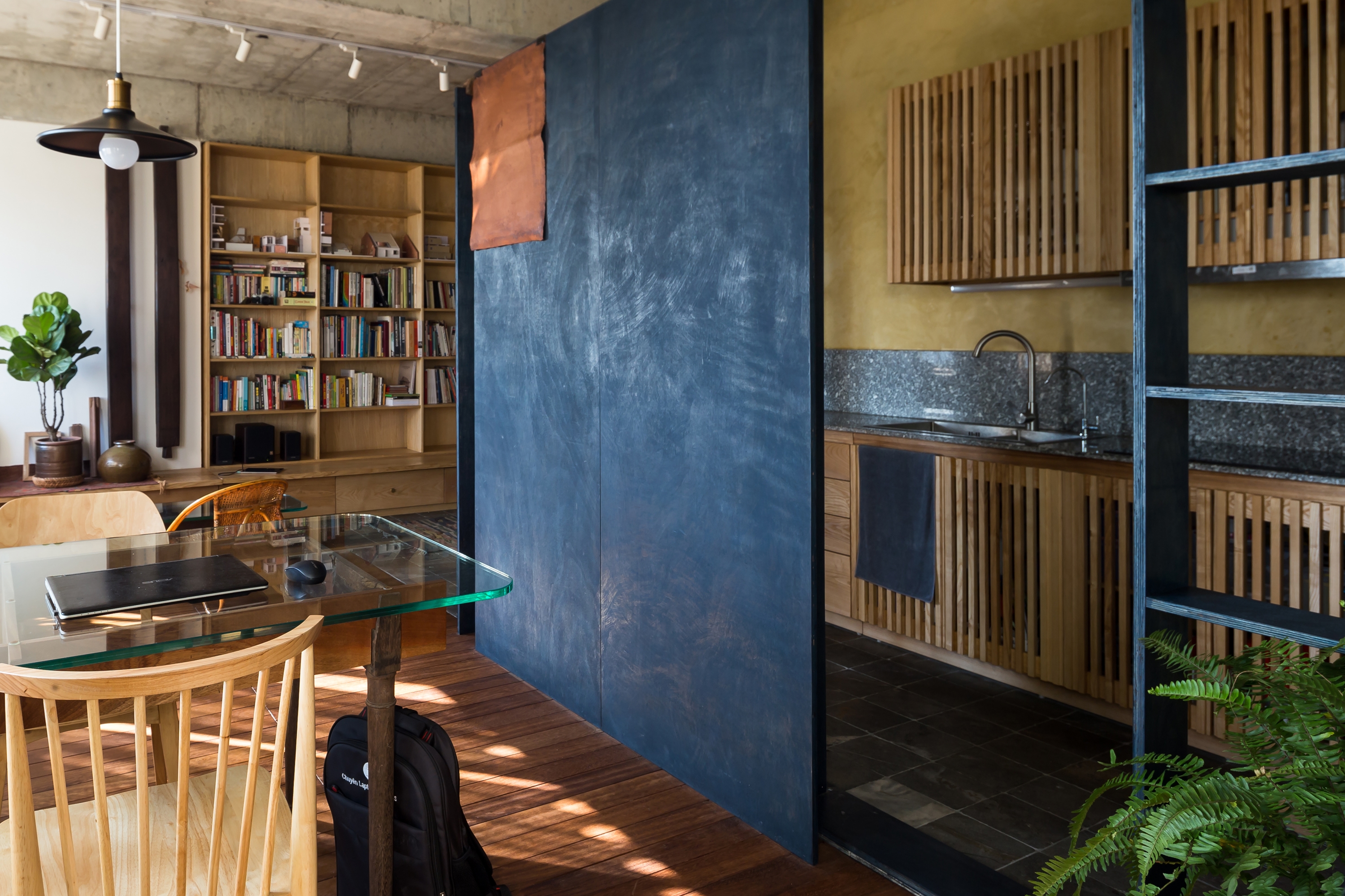 1110 apartment by atelier 12 - Architizer