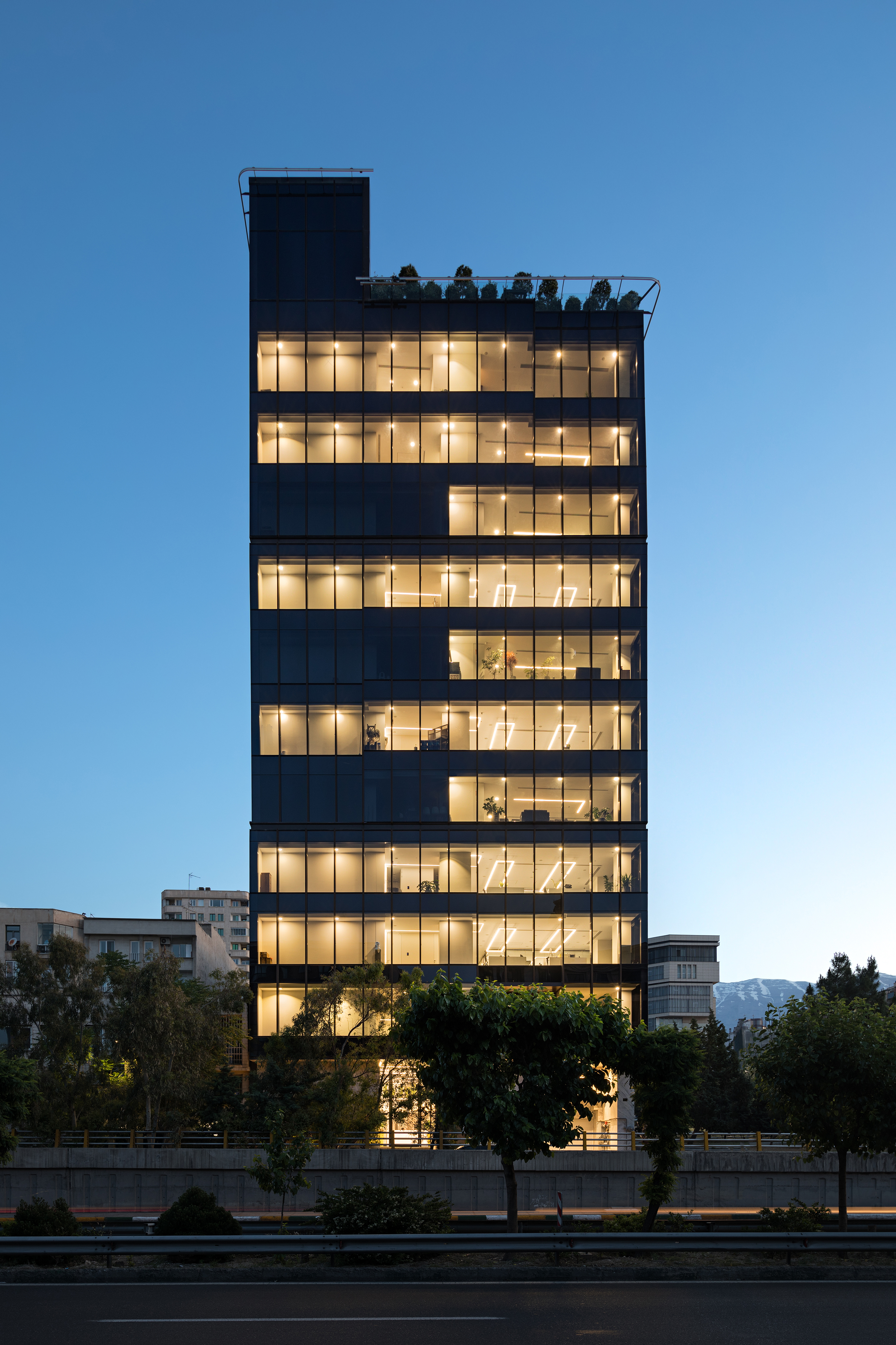 Kerman Motor Building by Zomorrodi & Associates - Architizer