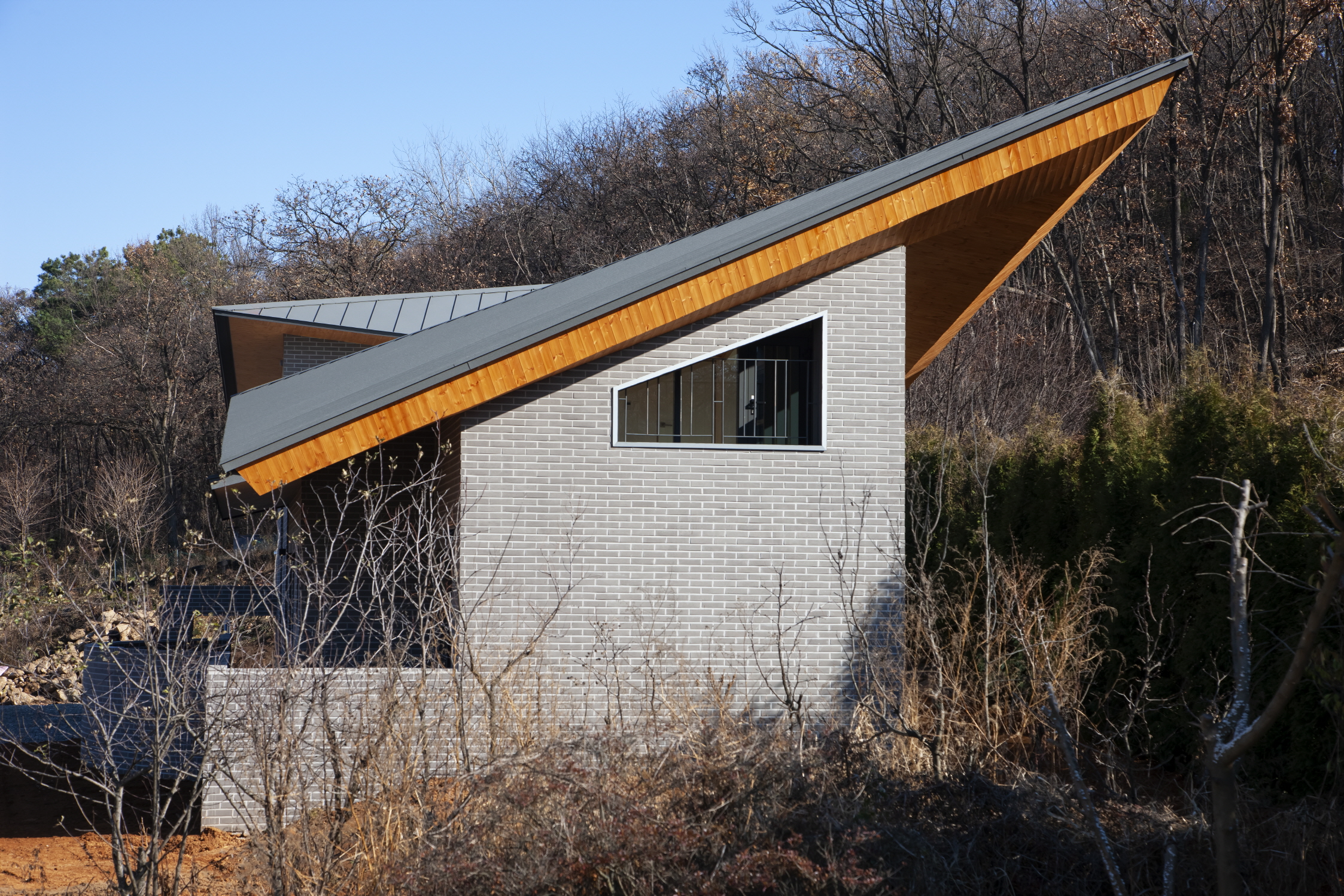 The House With Four Wings by Studio Gaon - Architizer