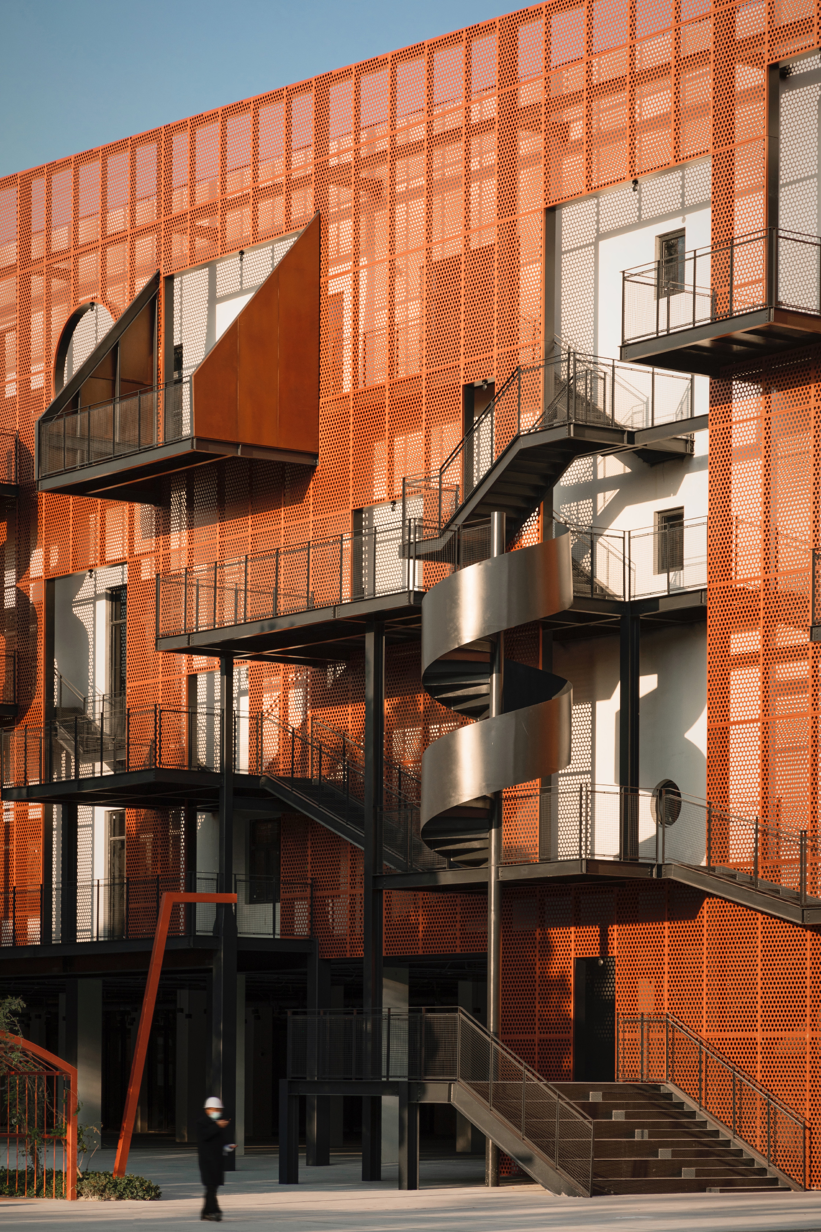 The Wall Maze of Vi Park by XING DESIGN - Architizer