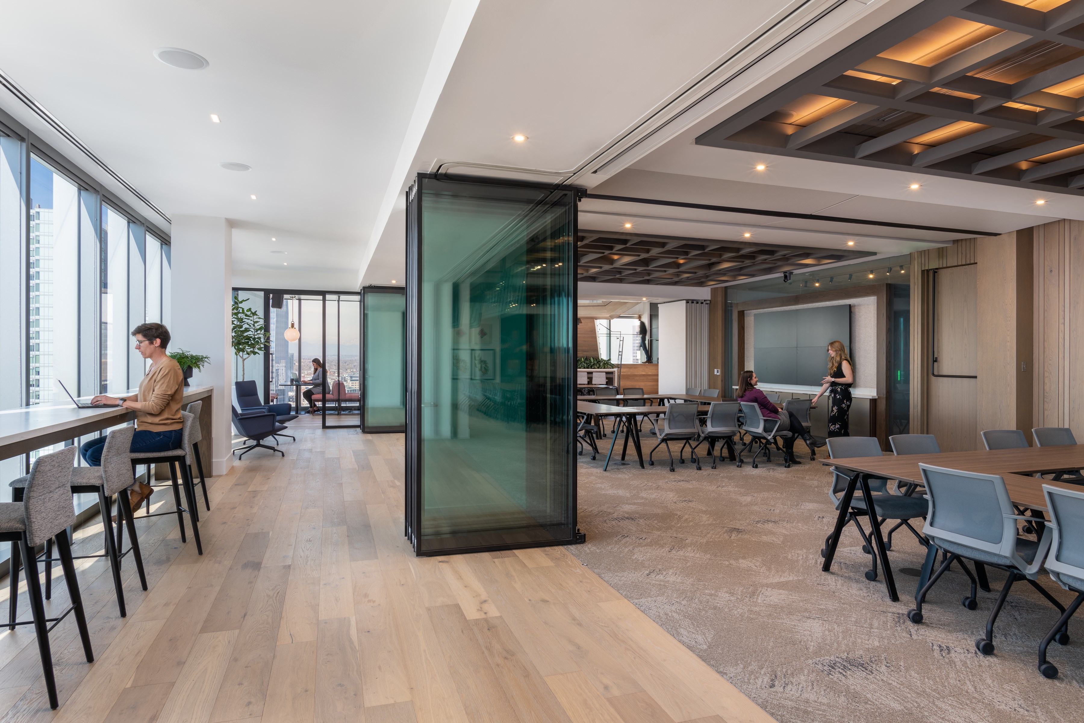 Sherman & Howard Law Office by Stantec - Architizer