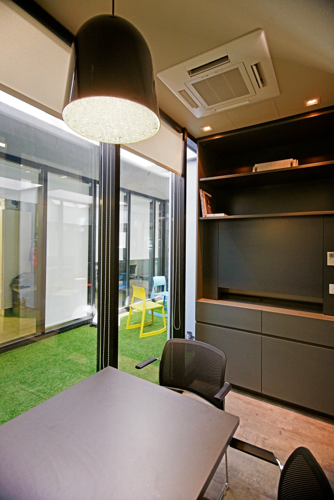 Saybolt Offices by MJMDA [Matthew James Mercieca Design Architects ...