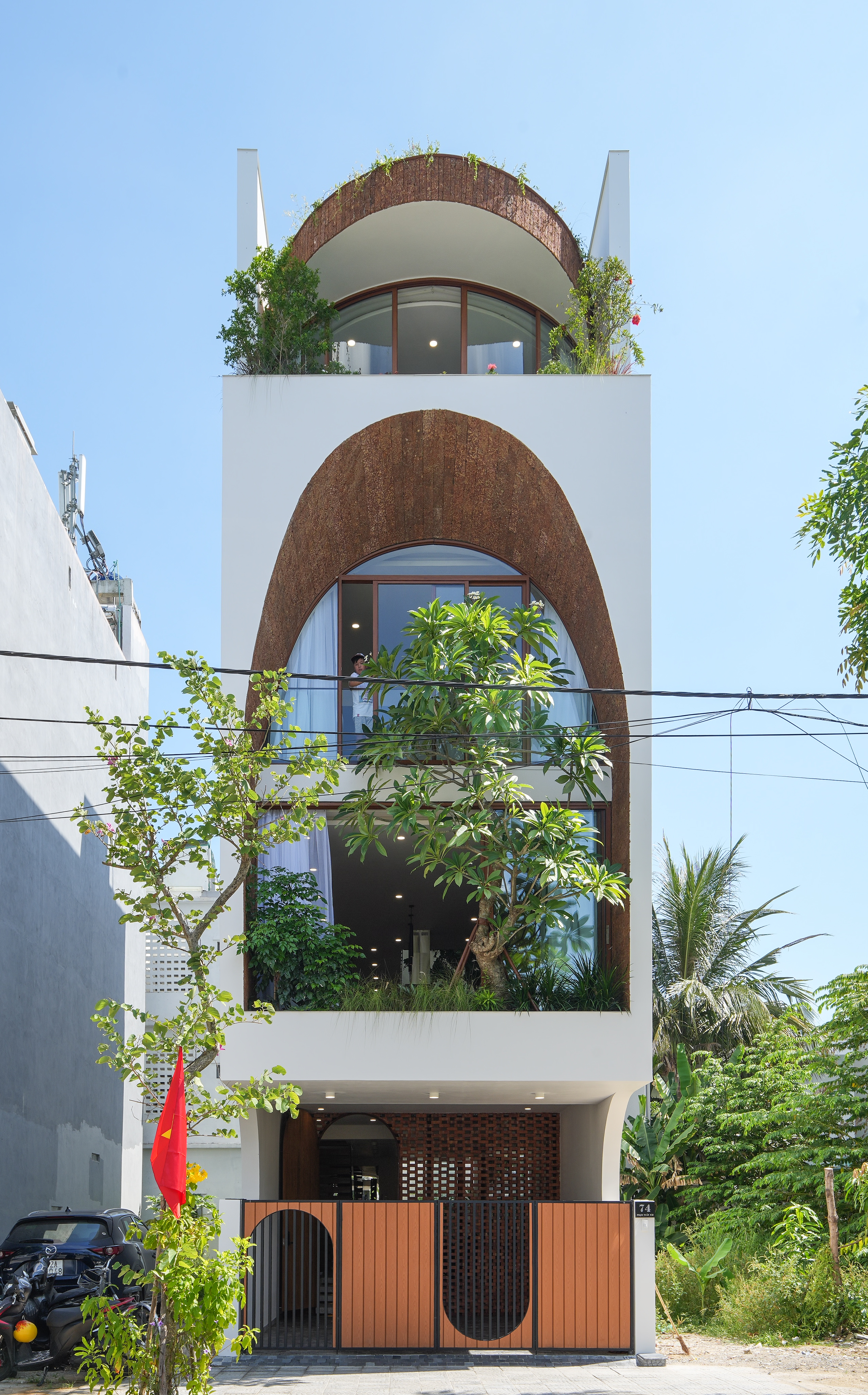 VUx House by 85 Design - Architizer