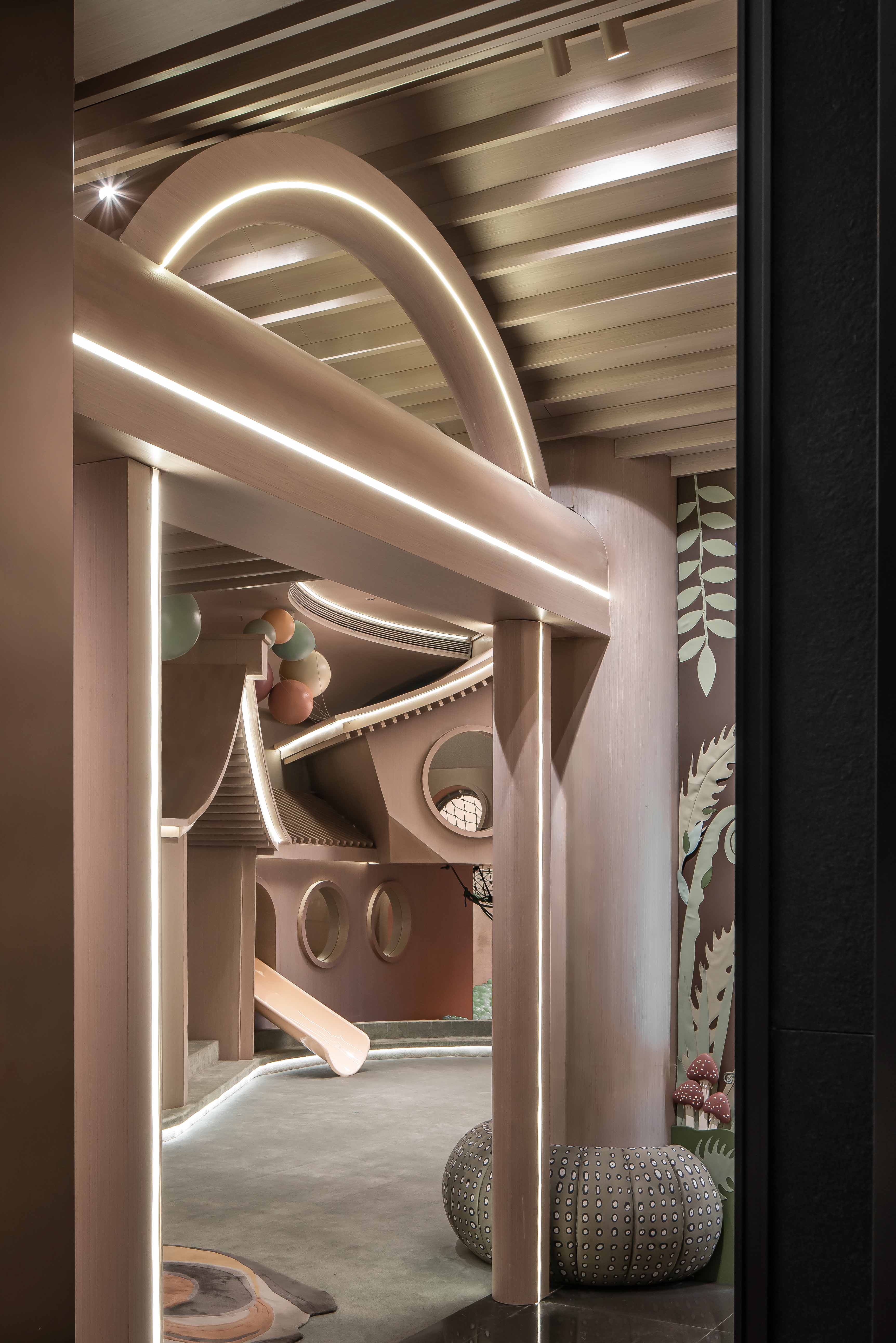Flying House Tour by URO Design Concepts - Architizer