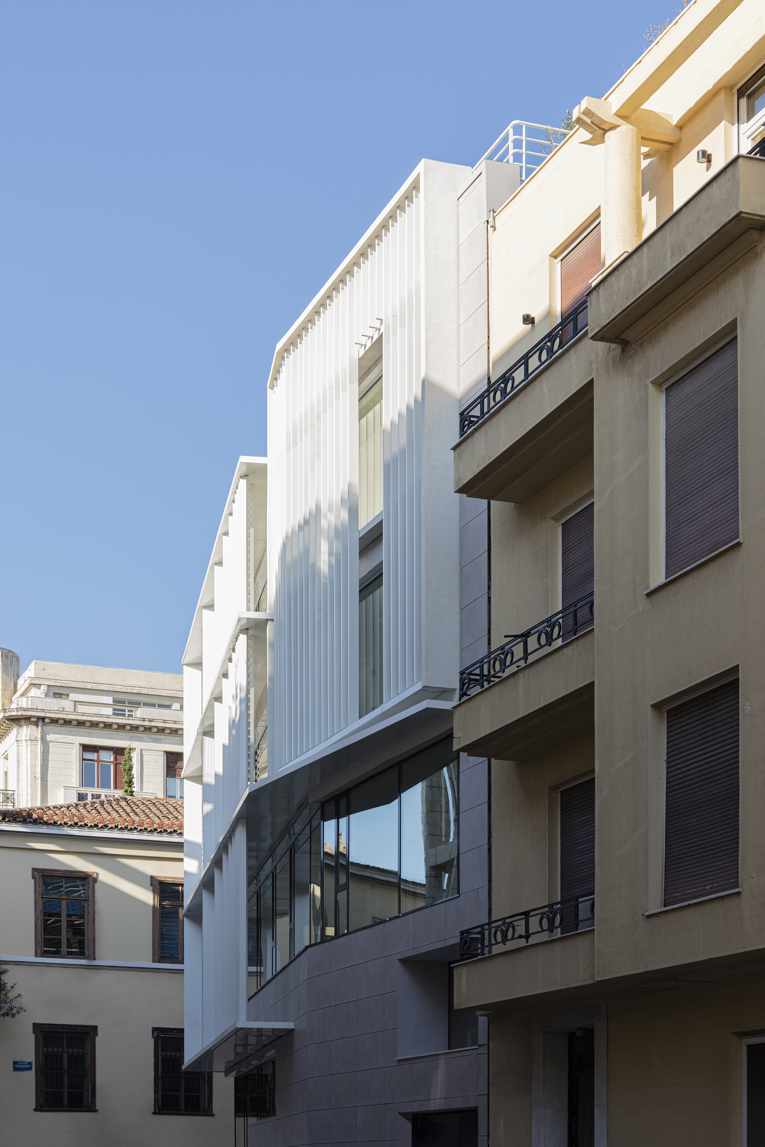 Amalias 40 Office Building by A&M ARCHITECTS - Architizer