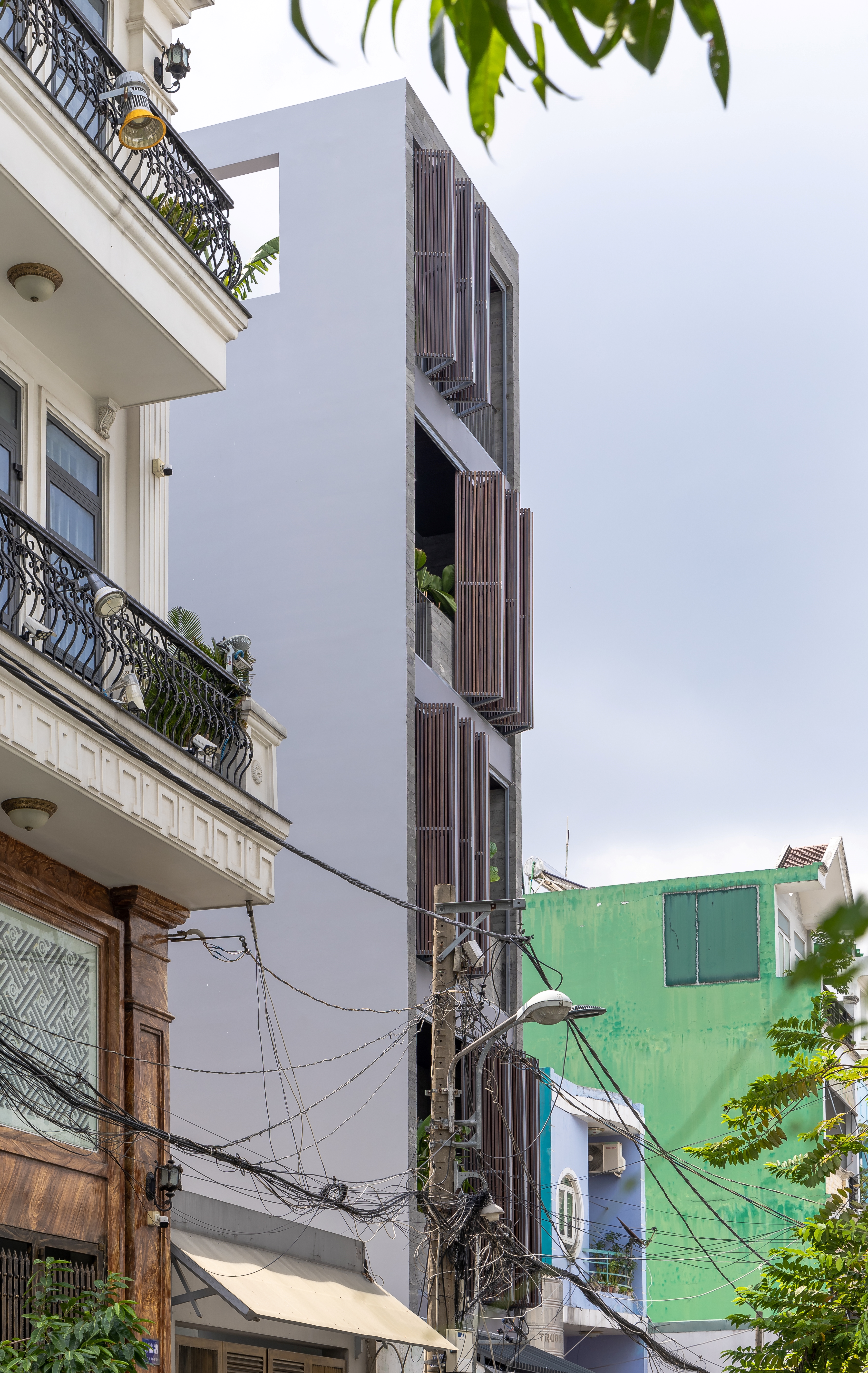 Chic Vid House by STD Design Consultant - Architizer