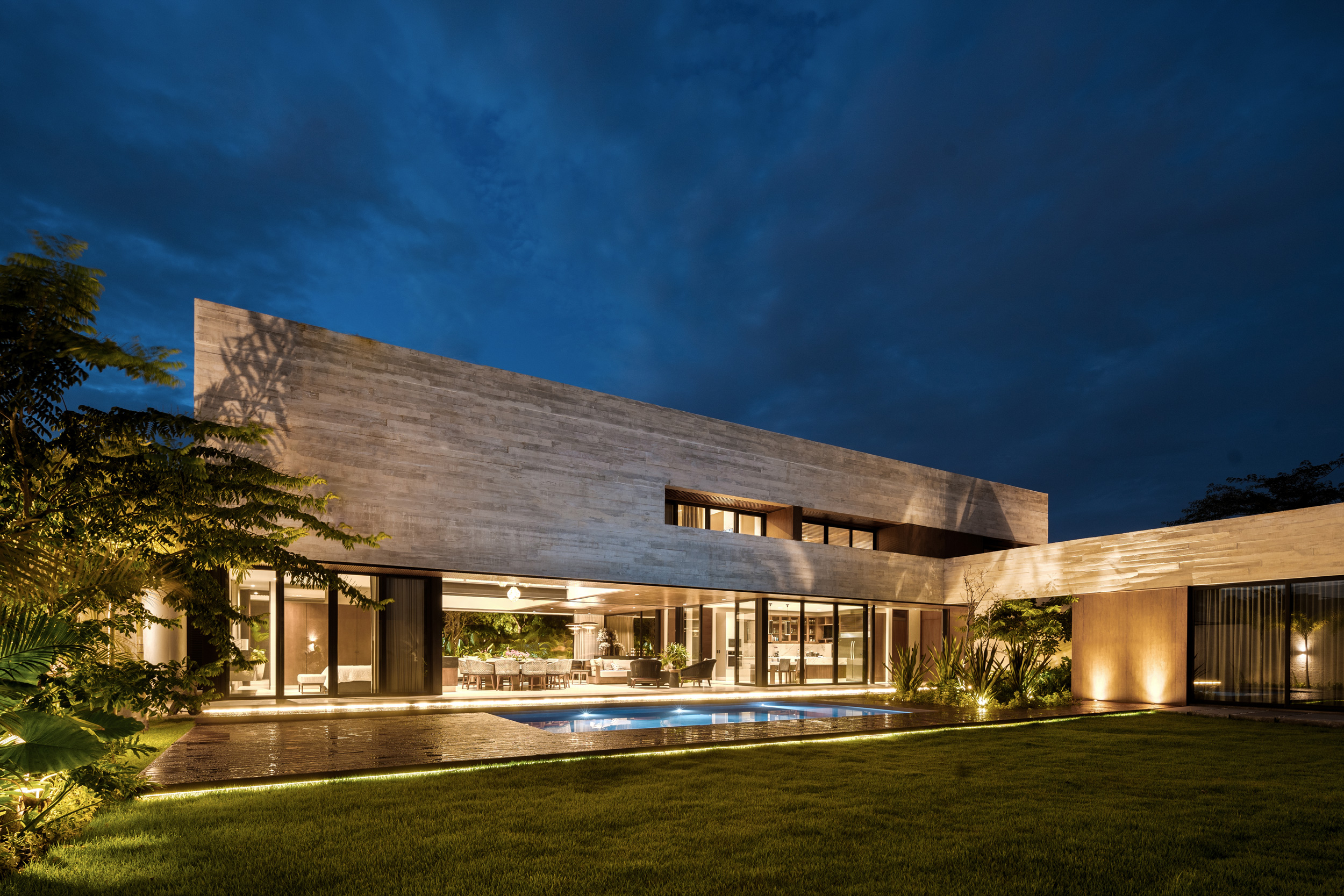 Casa Alpha by Arkham Projects - Architizer