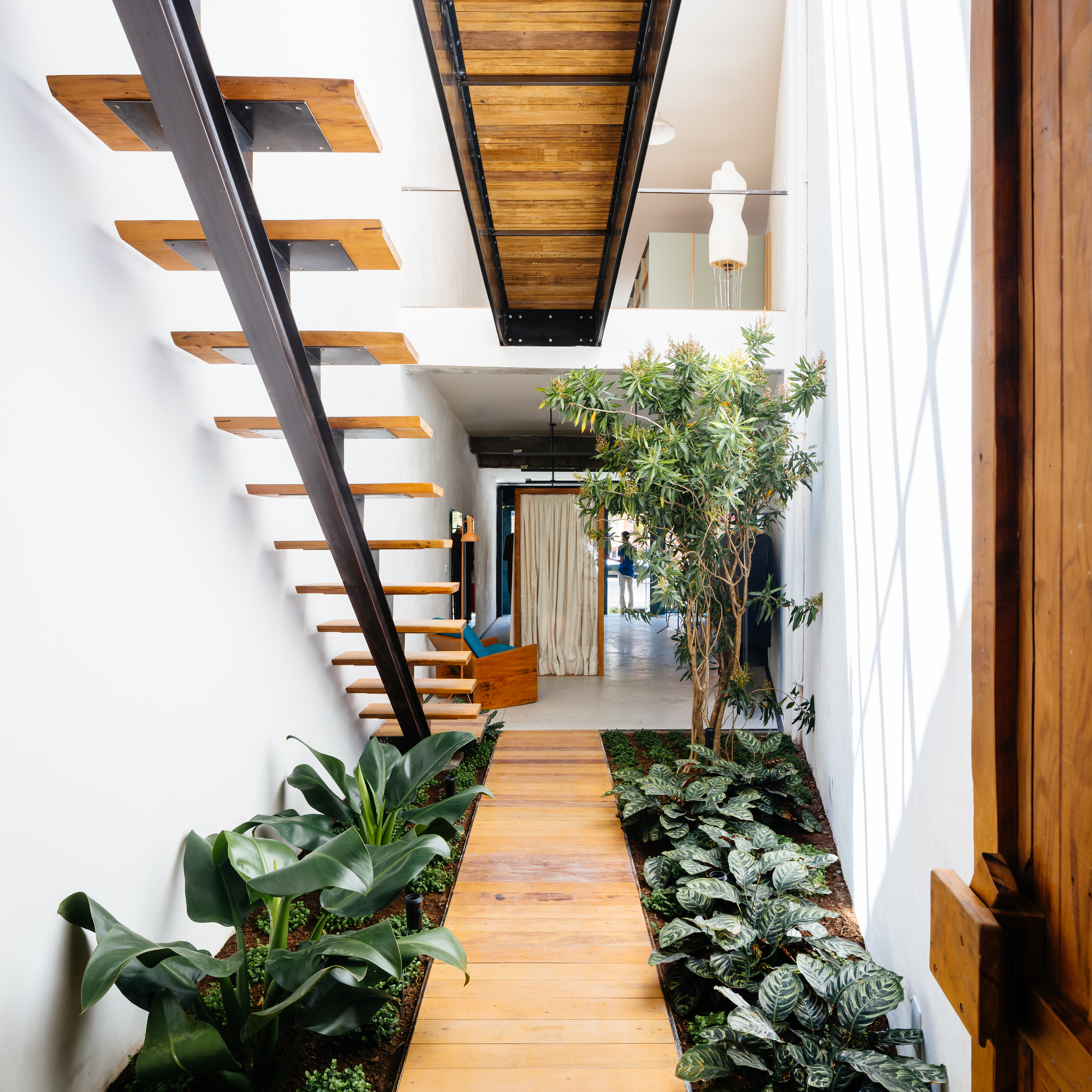 Acolá Store by vão arquitetura - Architizer