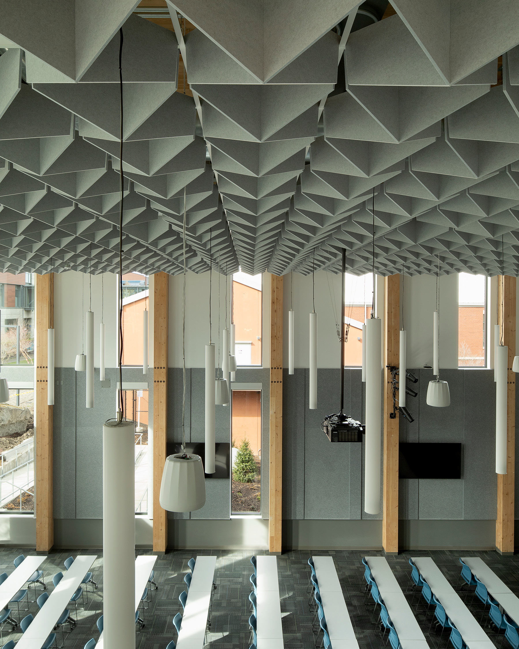 University of Washington Tacoma, Milgard Hall by Architecture Research ...