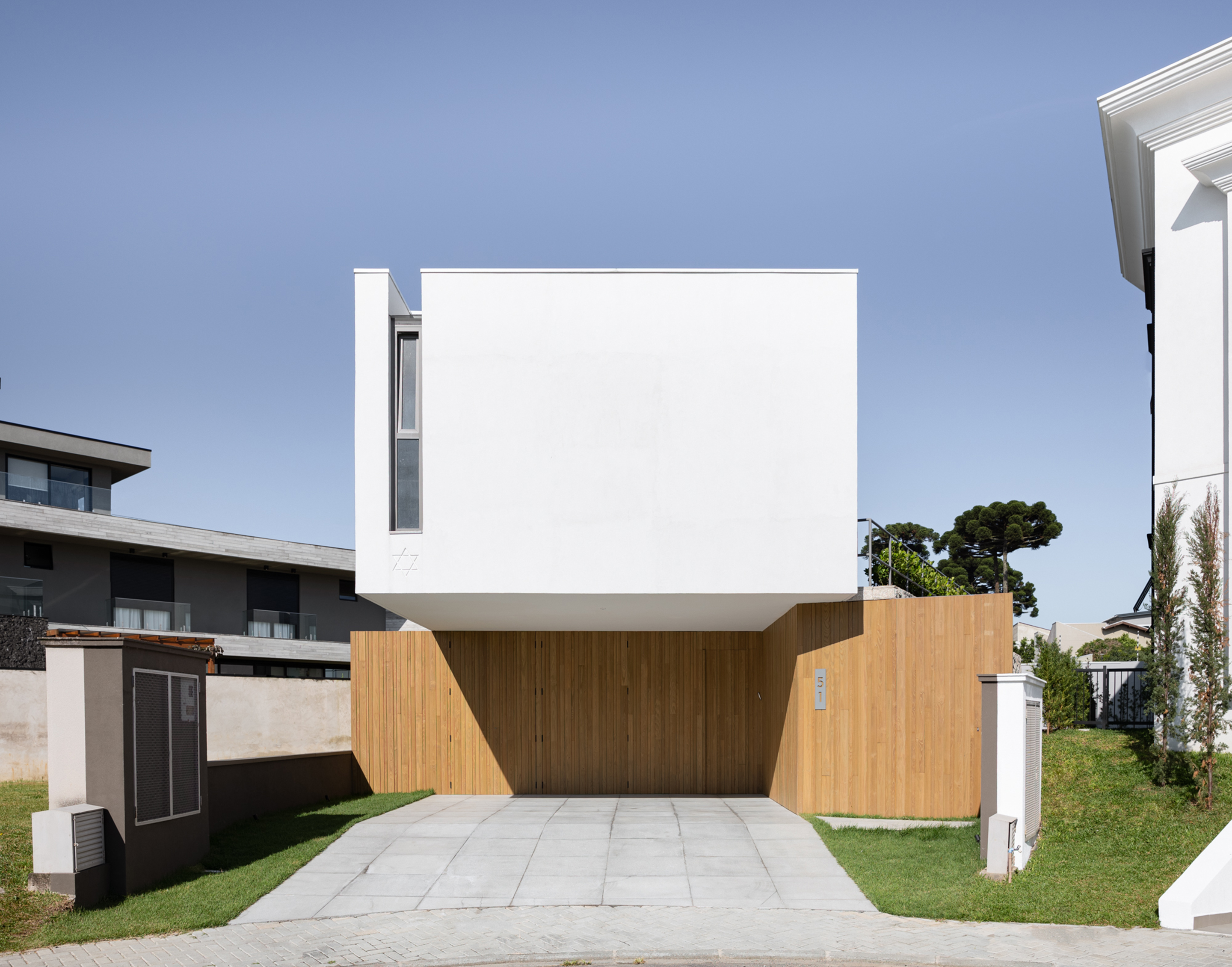 Vertice House by Nommo Arquitetos - Architizer