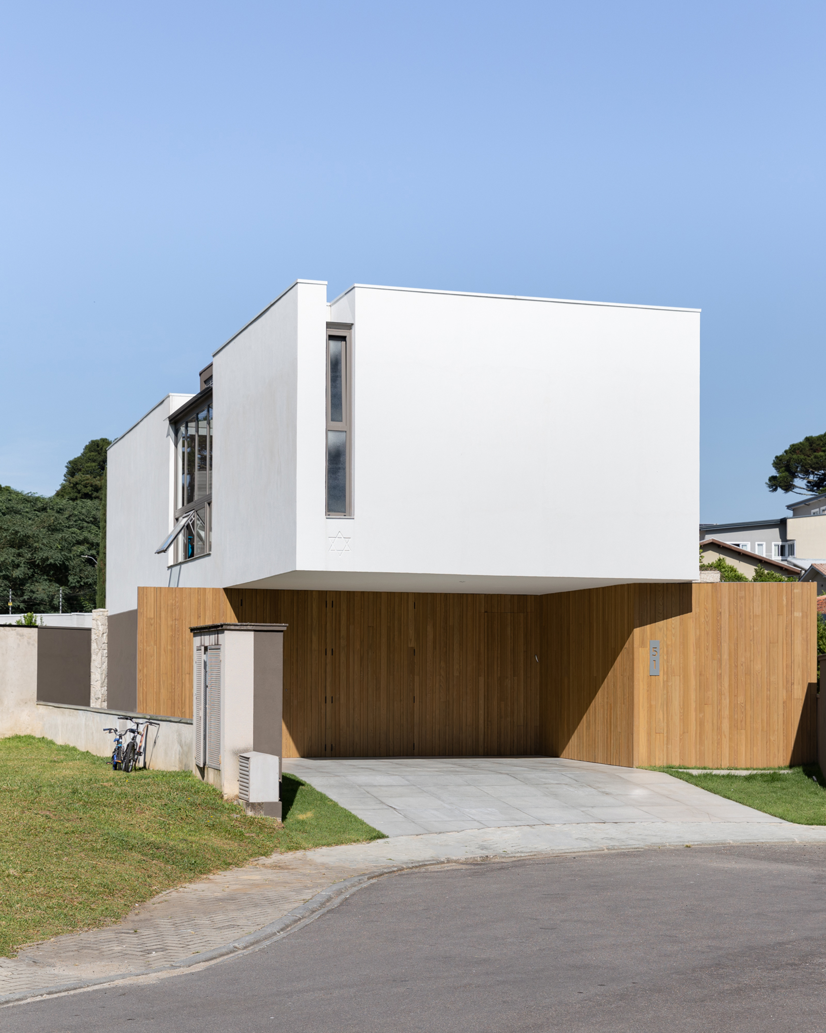 Vertice House by Nommo Arquitetos - Architizer