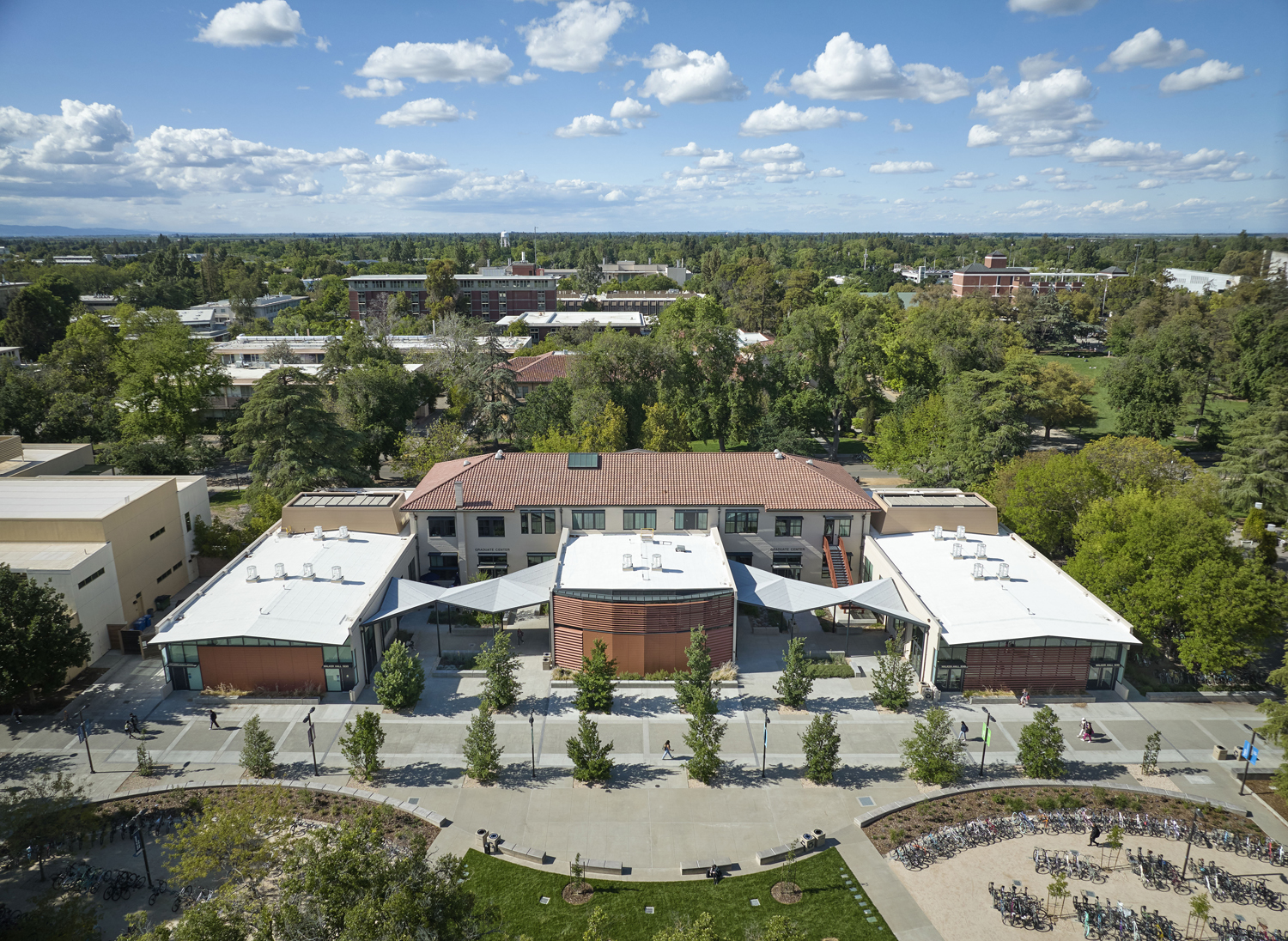 UC Davis Walker Hall Graduate Student Center by LEDDY MAYTUM STACY ...
