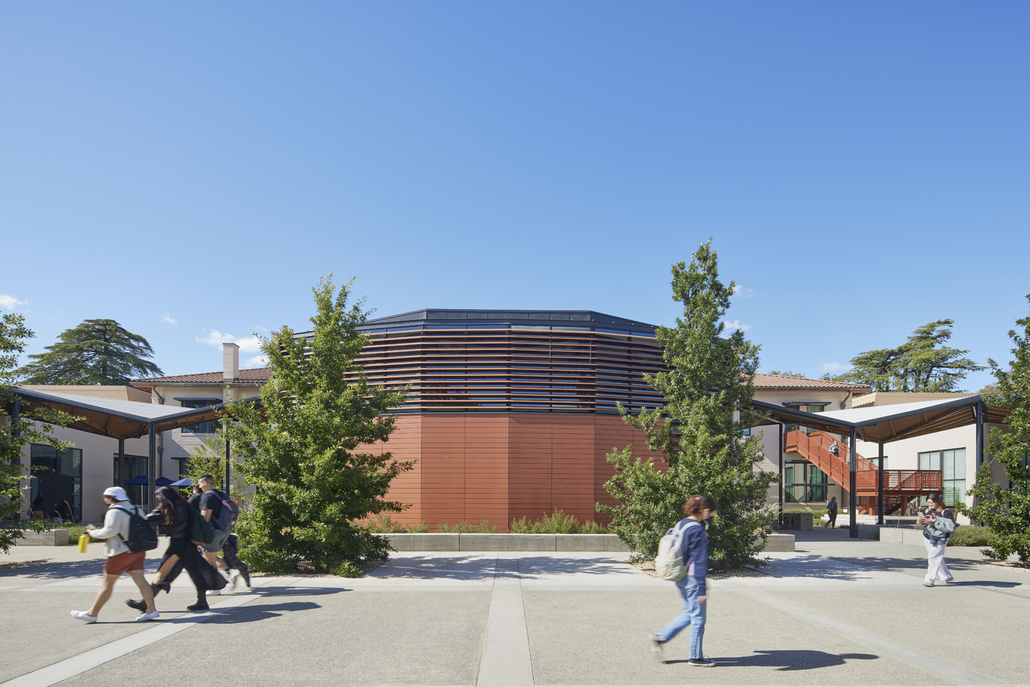 UC Davis Walker Hall Graduate Student Center by LEDDY MAYTUM STACY ...
