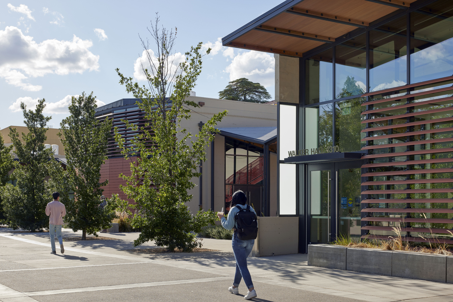 UC Davis Walker Hall Graduate Student Center by LEDDY MAYTUM STACY ...