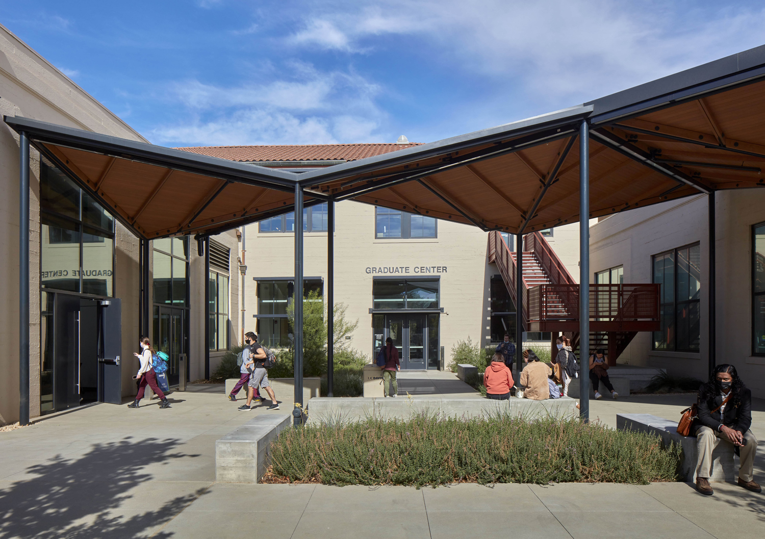 UC Davis Walker Hall Graduate Student Center by LEDDY MAYTUM STACY ...