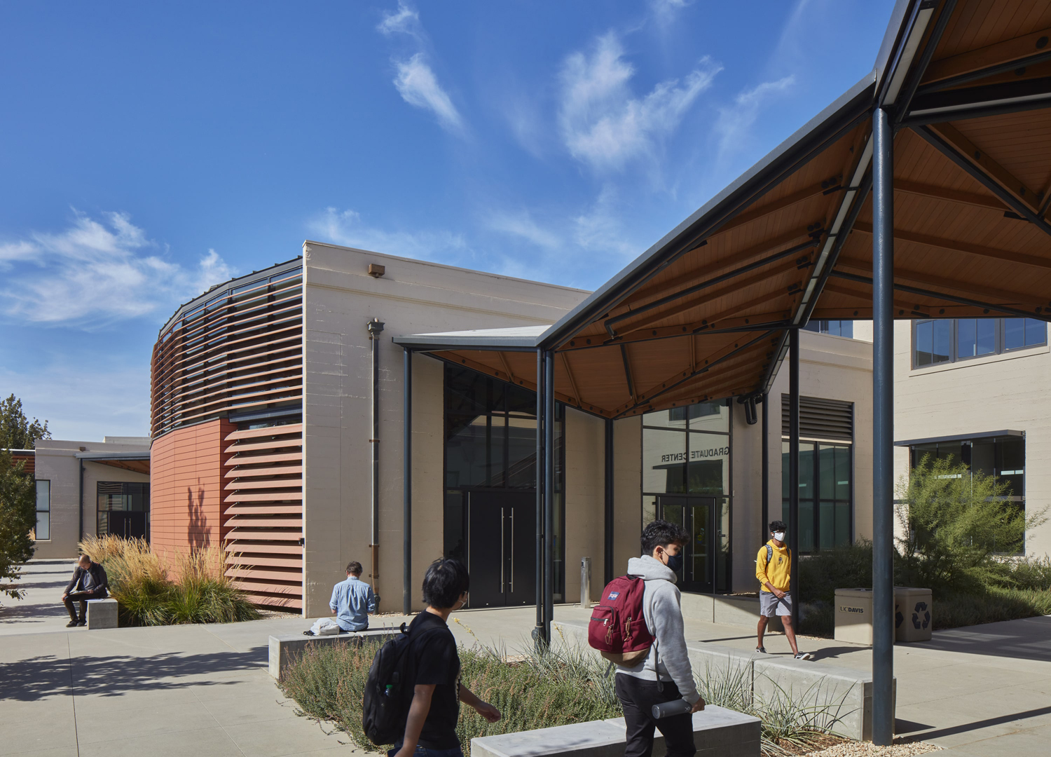 UC Davis Walker Hall Graduate Student Center by LEDDY MAYTUM STACY ...