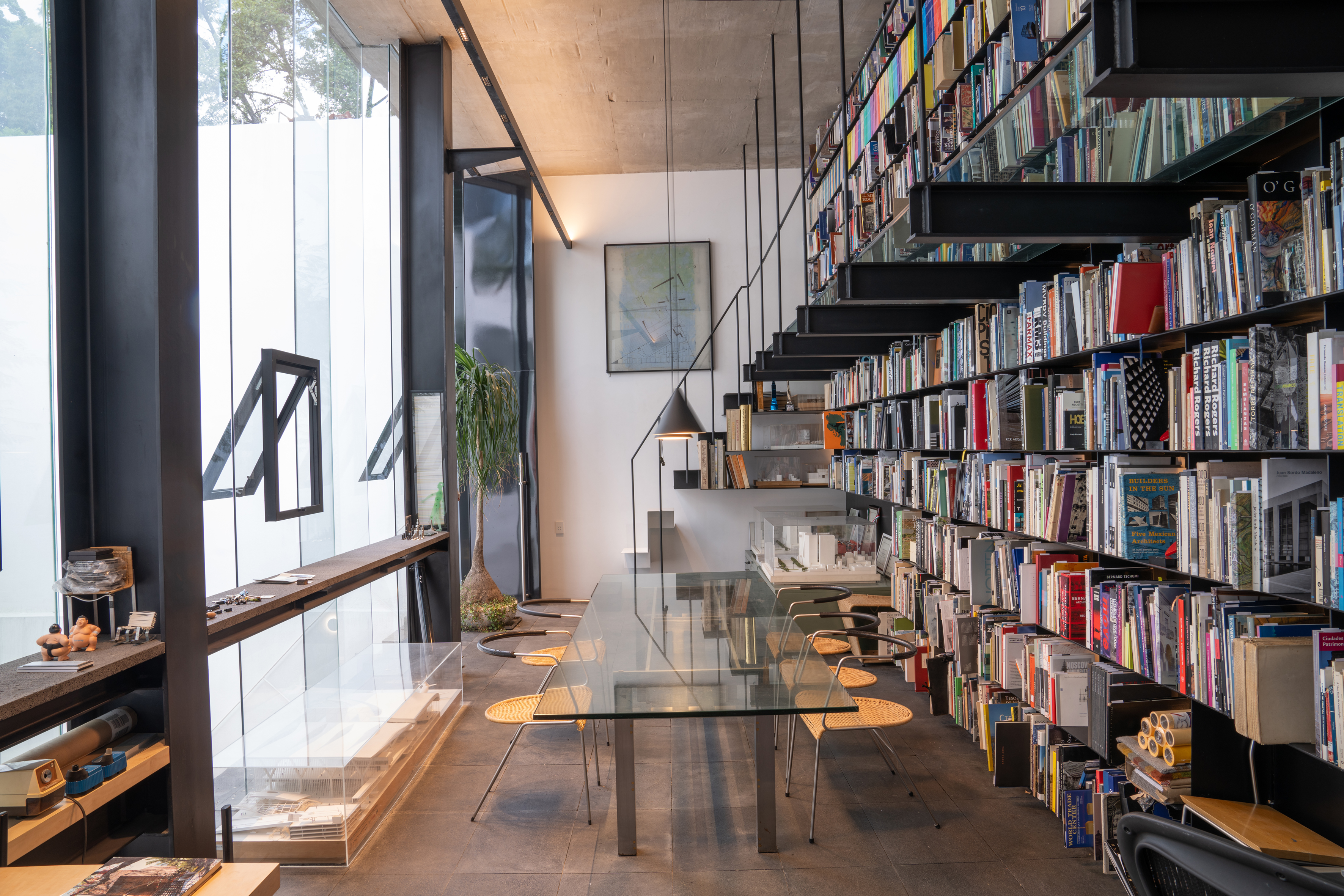 AVE MARIA STUDIO-HOUSE by bgp arquitectura - Architizer
