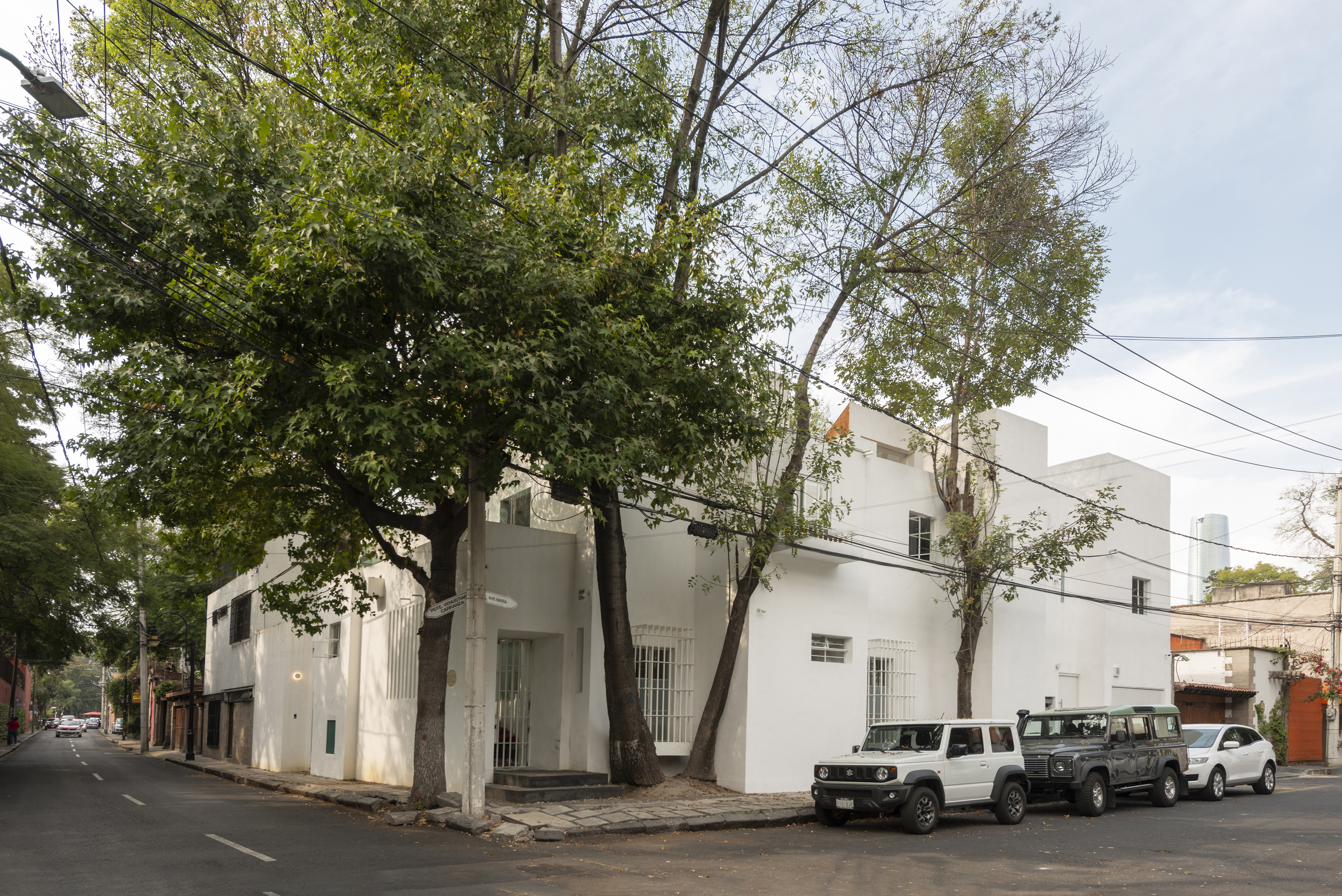 AVE MARIA STUDIO-HOUSE by bgp arquitectura - Architizer