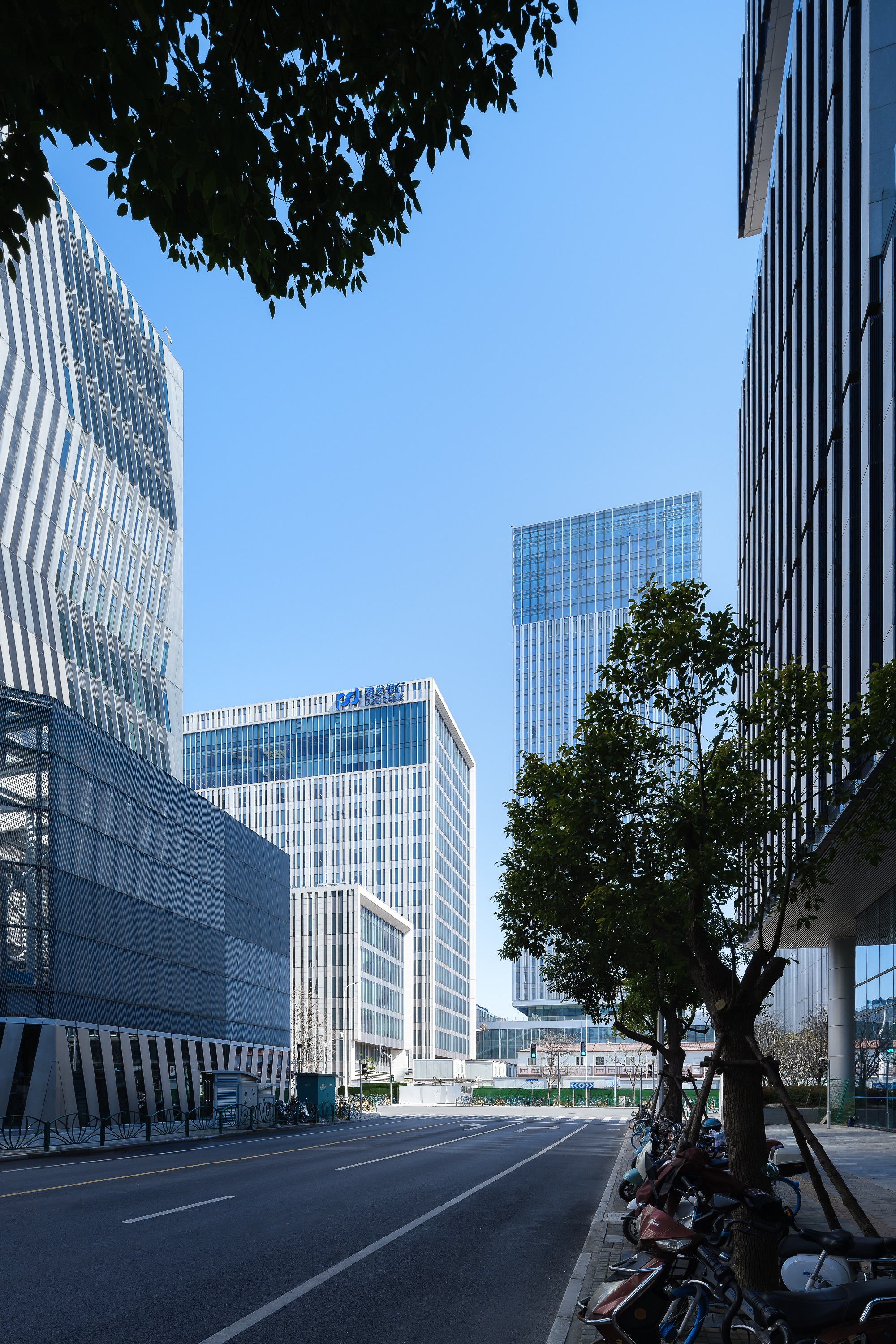 Shanghai Pudong Development Bank New Office stands aside Huangpu River ...