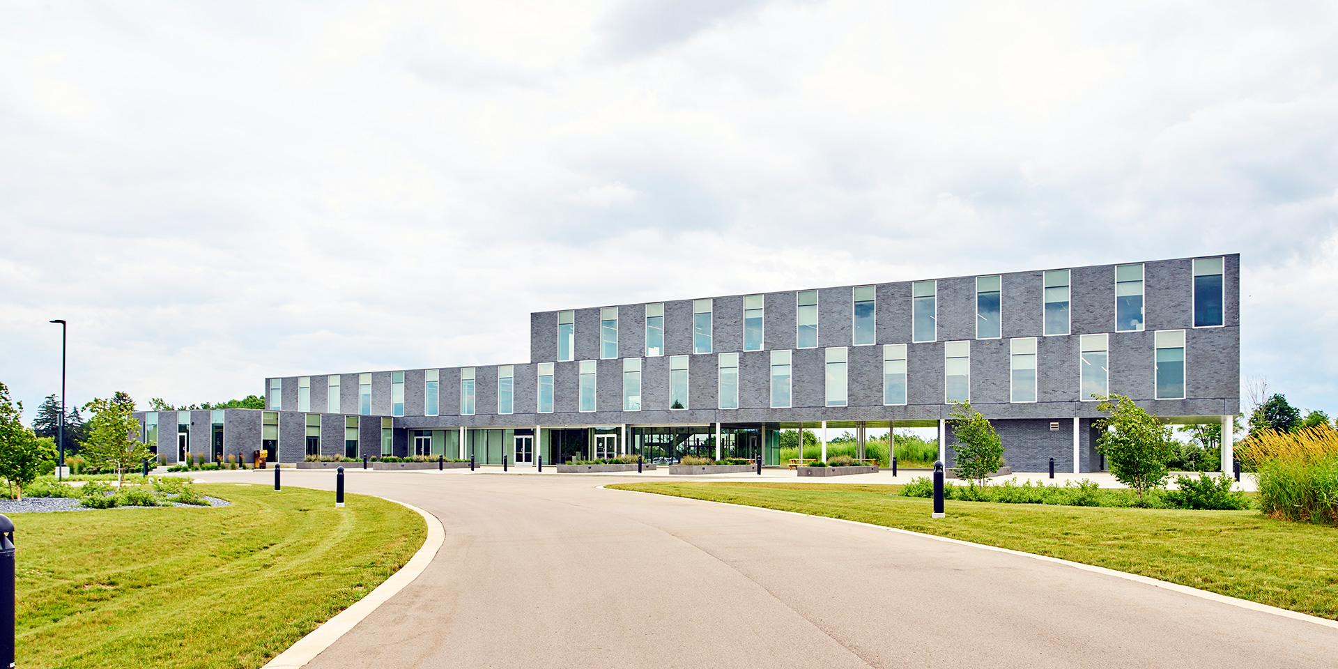 Honor HQ by Collective Office - Architizer