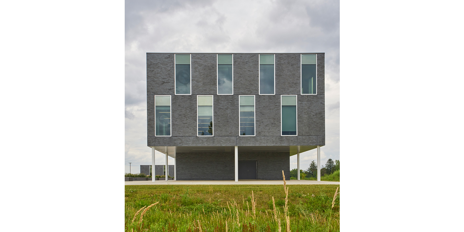 Honor HQ by Collective Office - Architizer