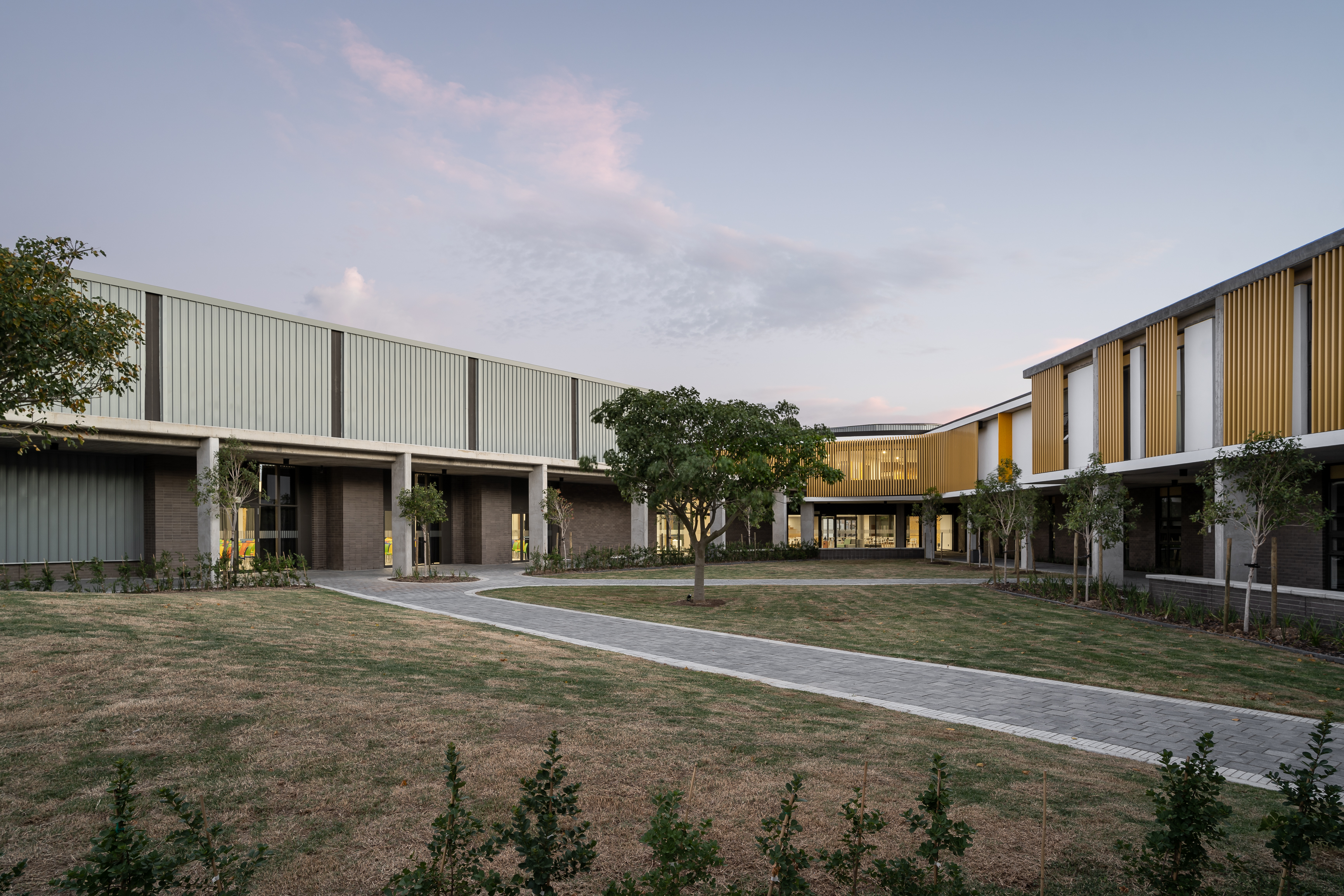 Idea 3790940: Curro Durbanville High School by BPAS Architects in Cape ...