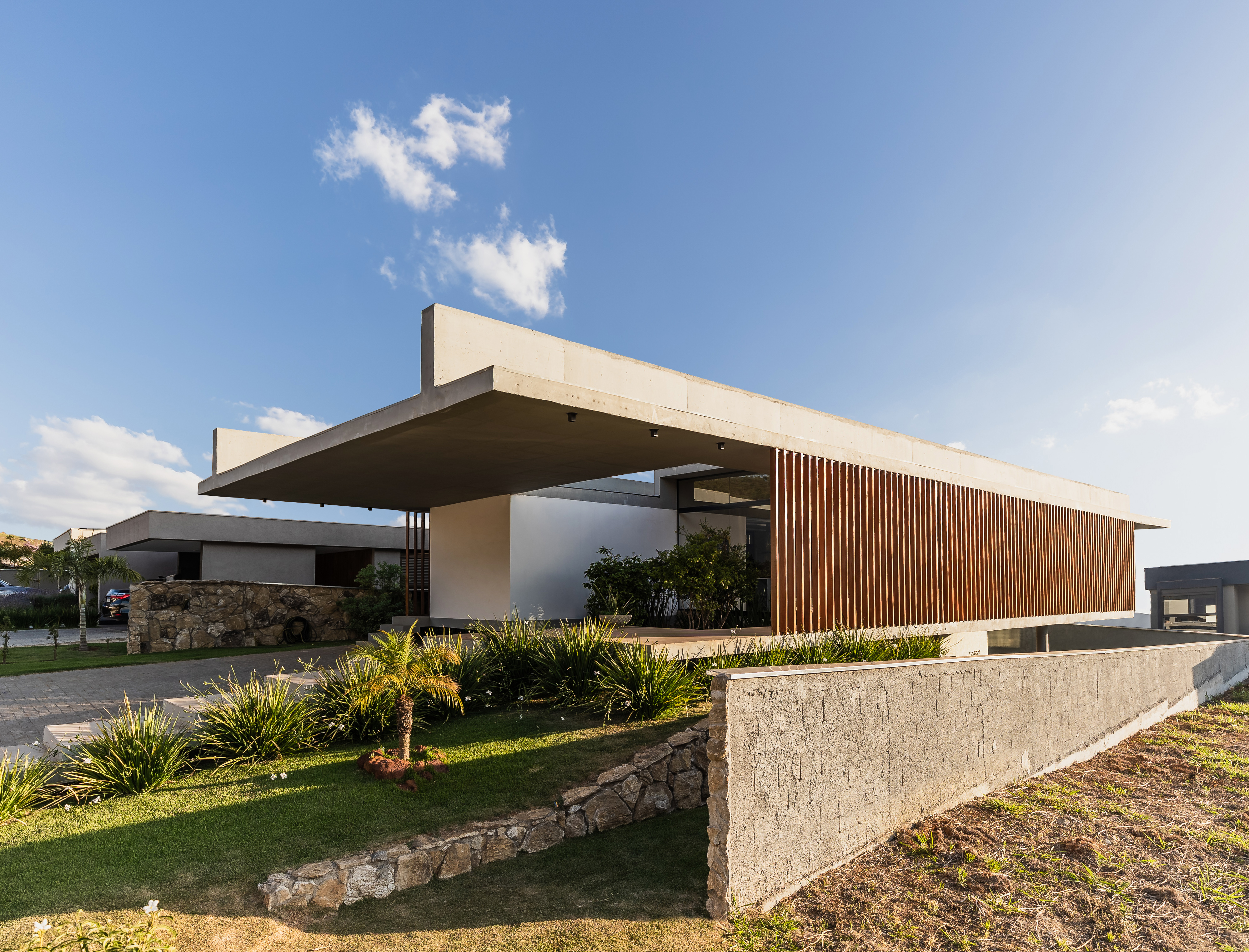 Laguna House by TETRO ARQUITETURA - Architizer