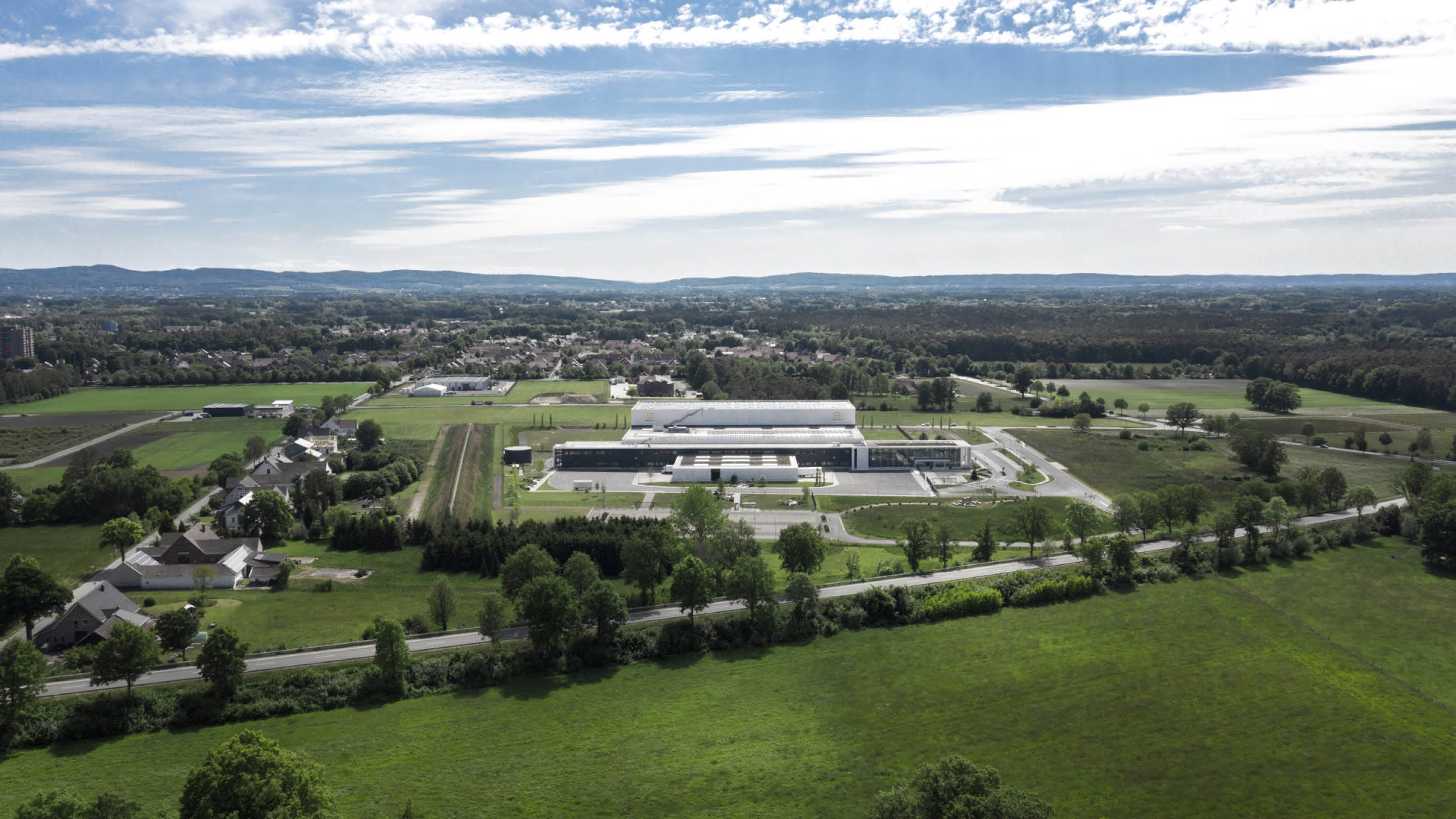 HARTING Distribution Center by 3deluxe - Architizer