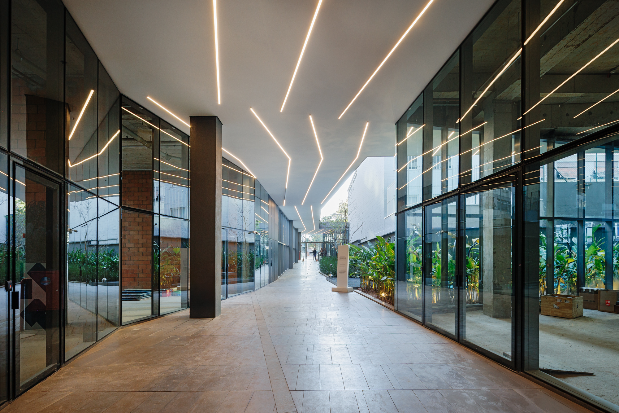 JFL 125 by aflalo/gasperini arquitetos - Architizer