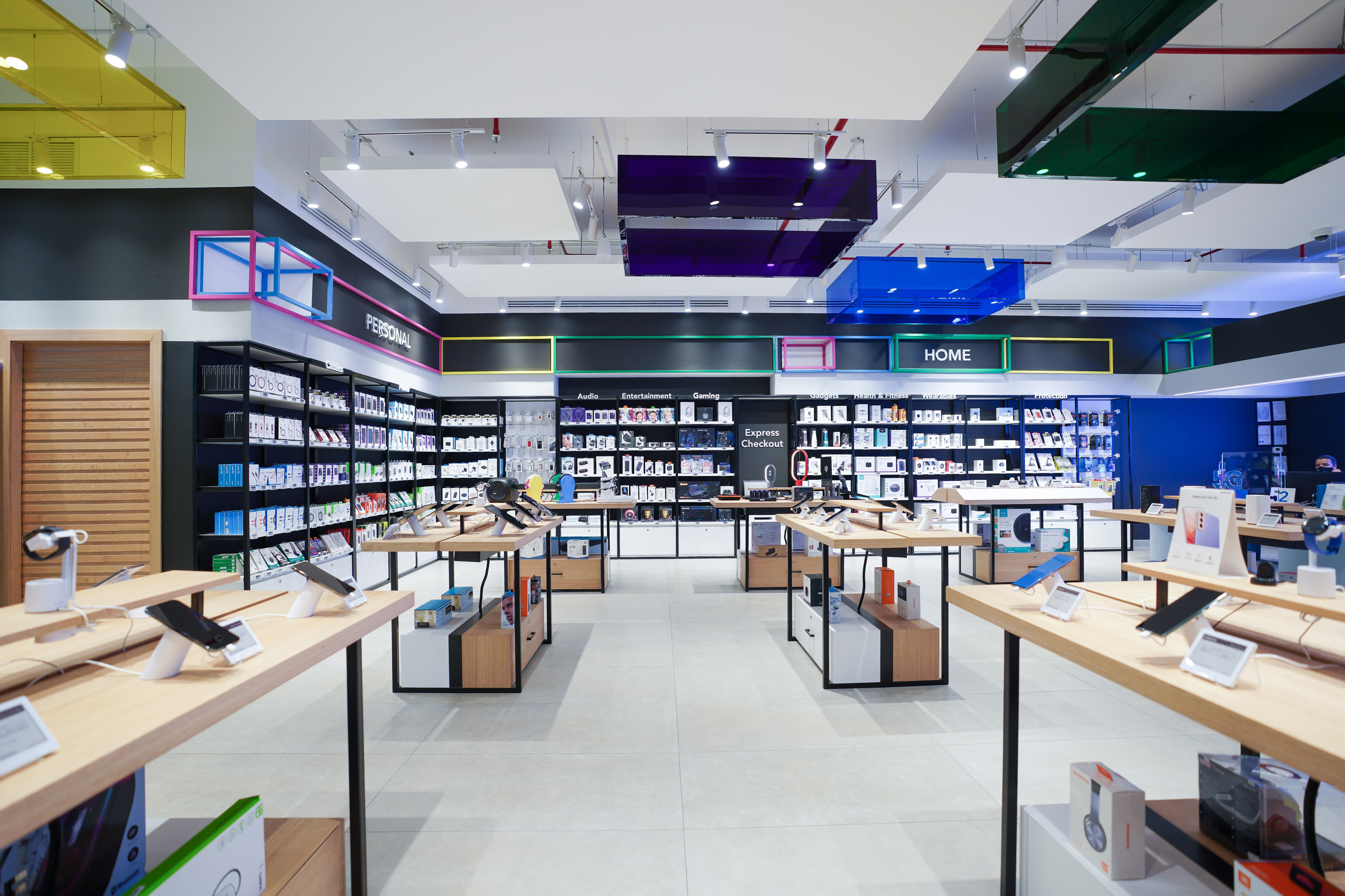 Zain Telecom Store by BÖWE - Architizer