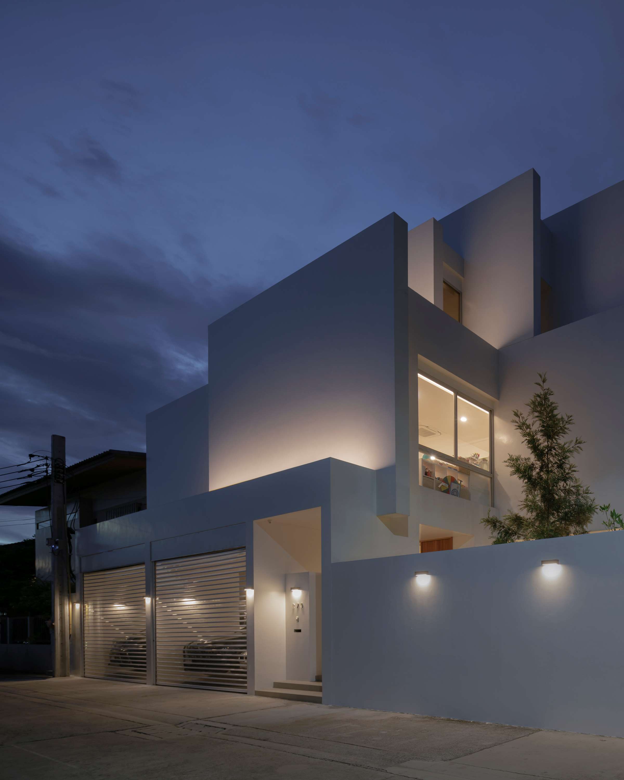 Idea 3808101: CHOKCHAI4 by Black Pencils Studio in Bangkok, Thailand ...