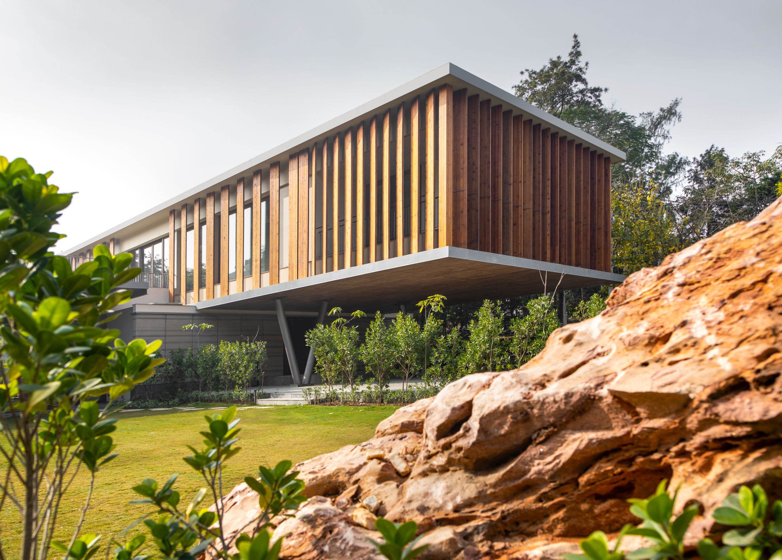Earth and Glass House by Studio Lotus - Architizer