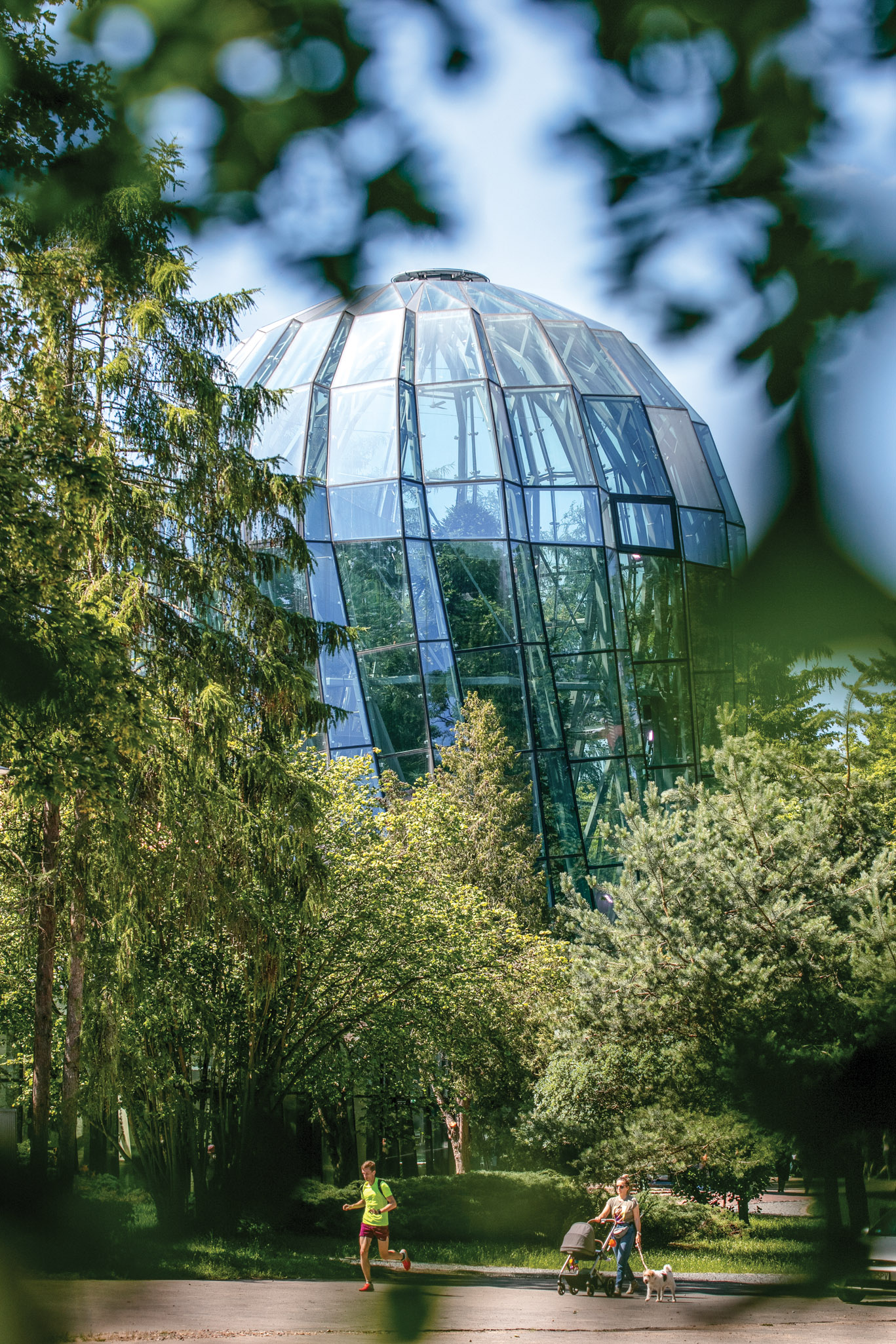 Palm House building complex in the Botanical Garden by RYSY Architekci ...