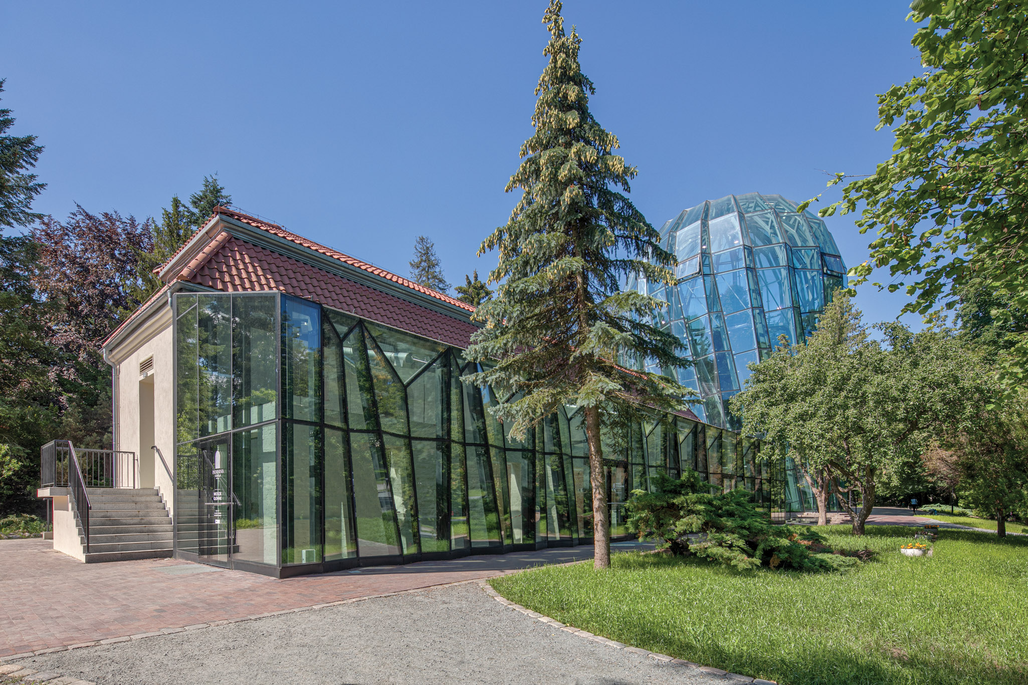 Palm House building complex in the Botanical Garden by RYSY Architekci ...