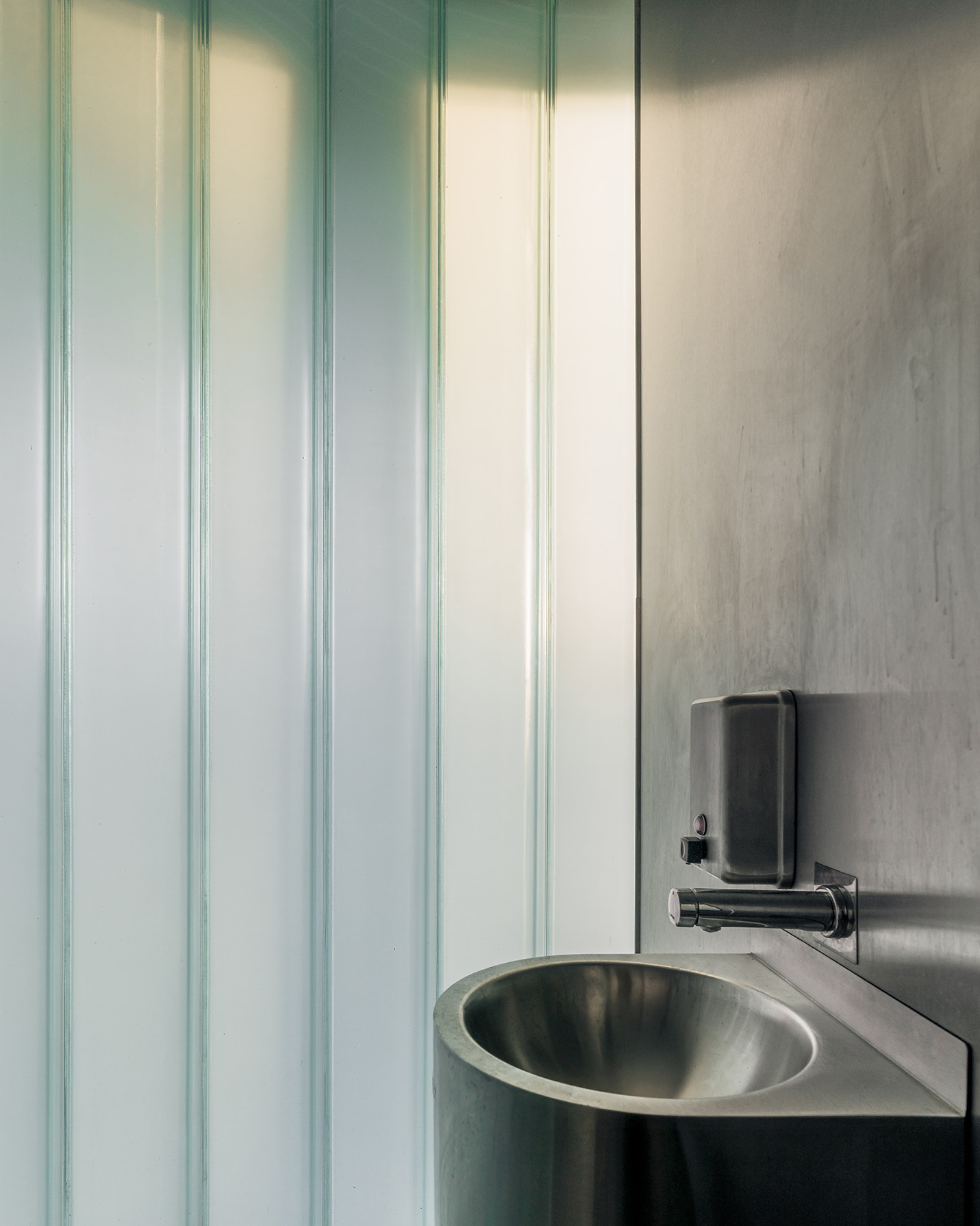 Jock Comini Reserve Amenities by Kerstin Thompson Architects - Architizer