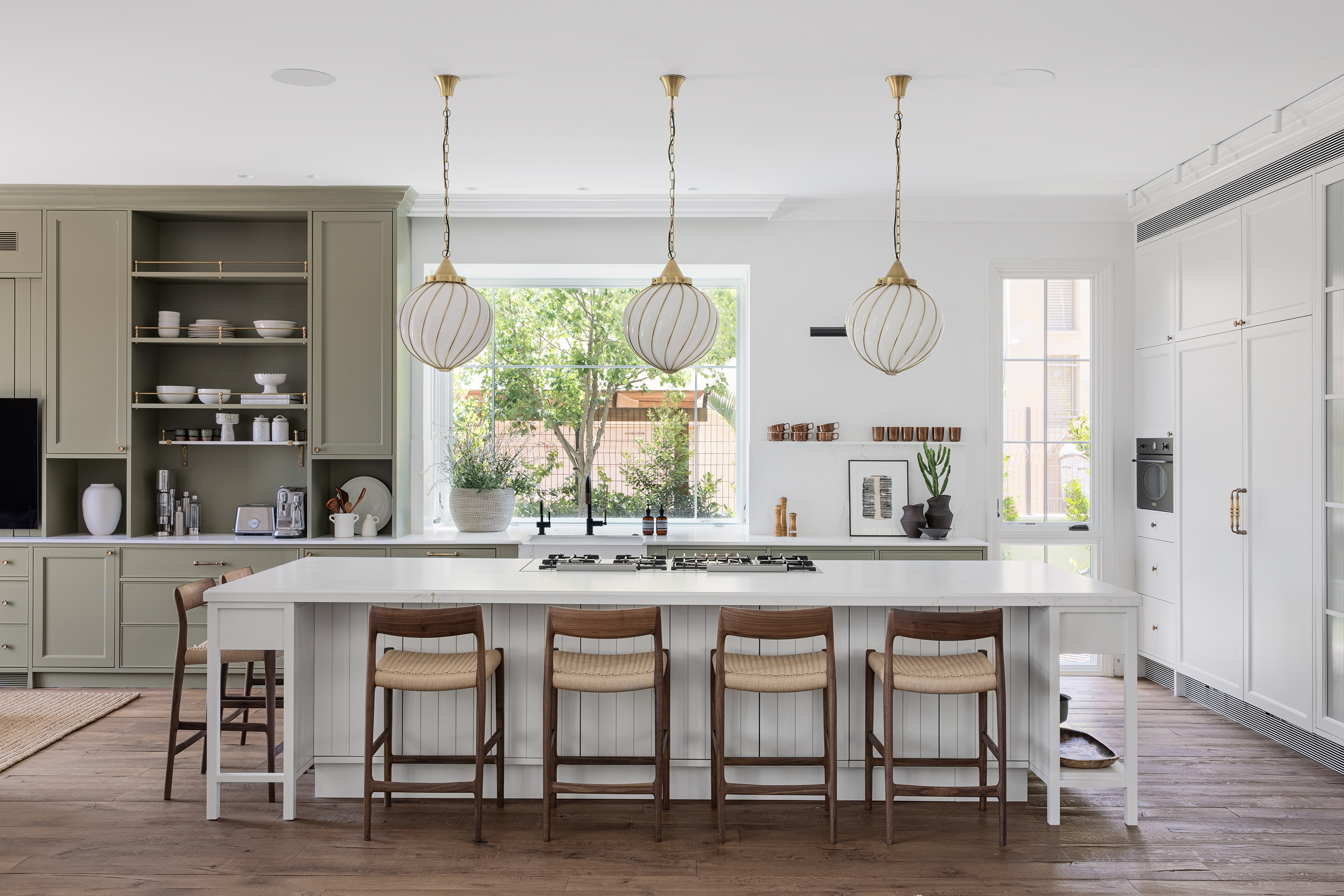 A house in American Fusion style in Israel by Sarah and Nirit Frenkel ...