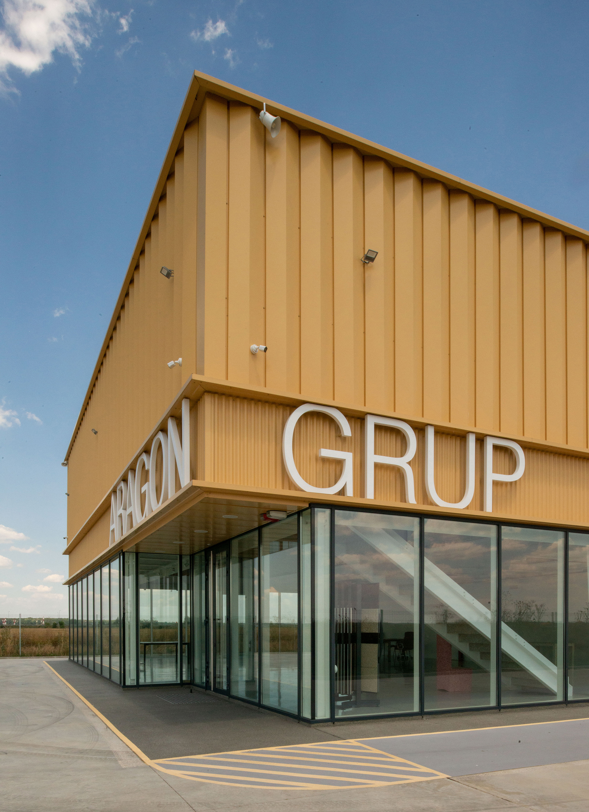 Aragon Grup Headquarters by Ene+Ene Arhitectura - Architizer