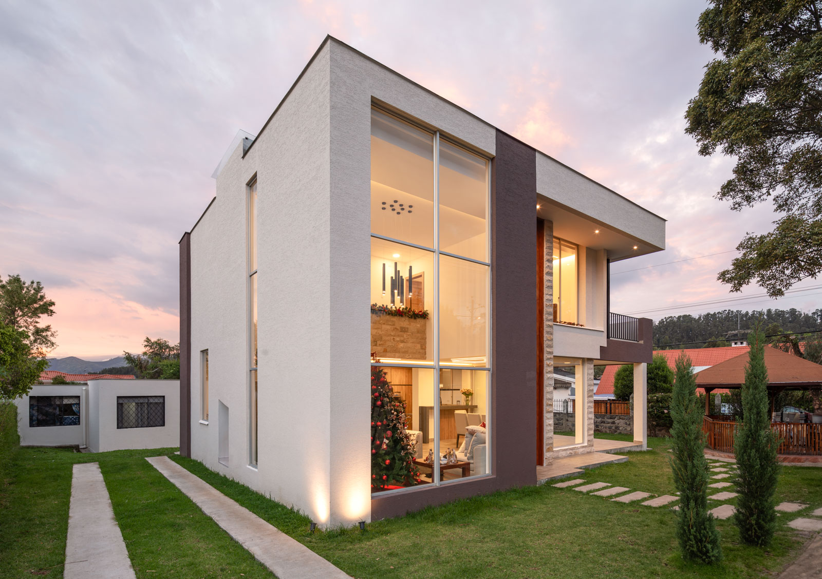 Casa ER / ER House by Patricio Orbe Arquitectos - Architizer