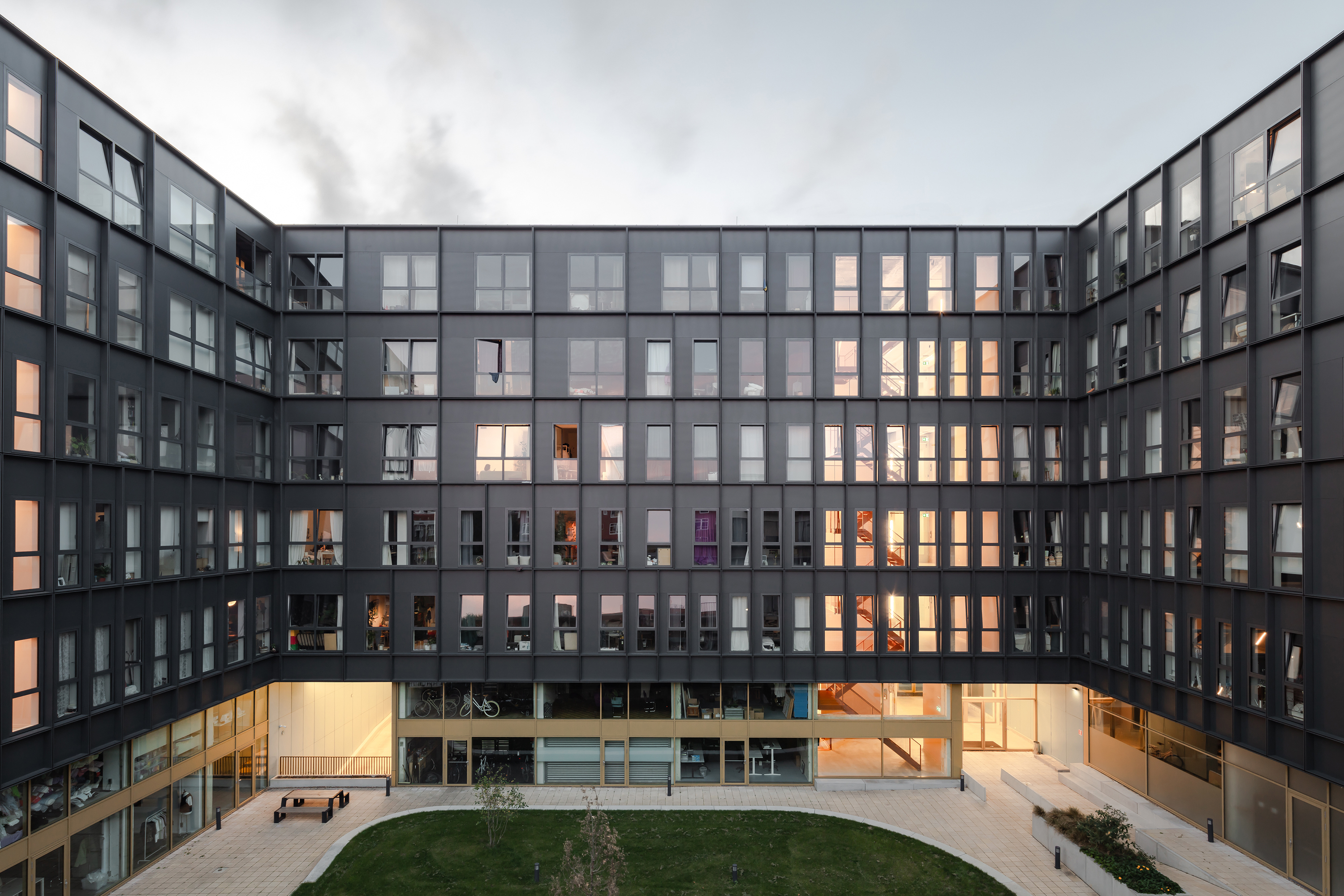 DC Van Hall by Studioninedots - Architizer