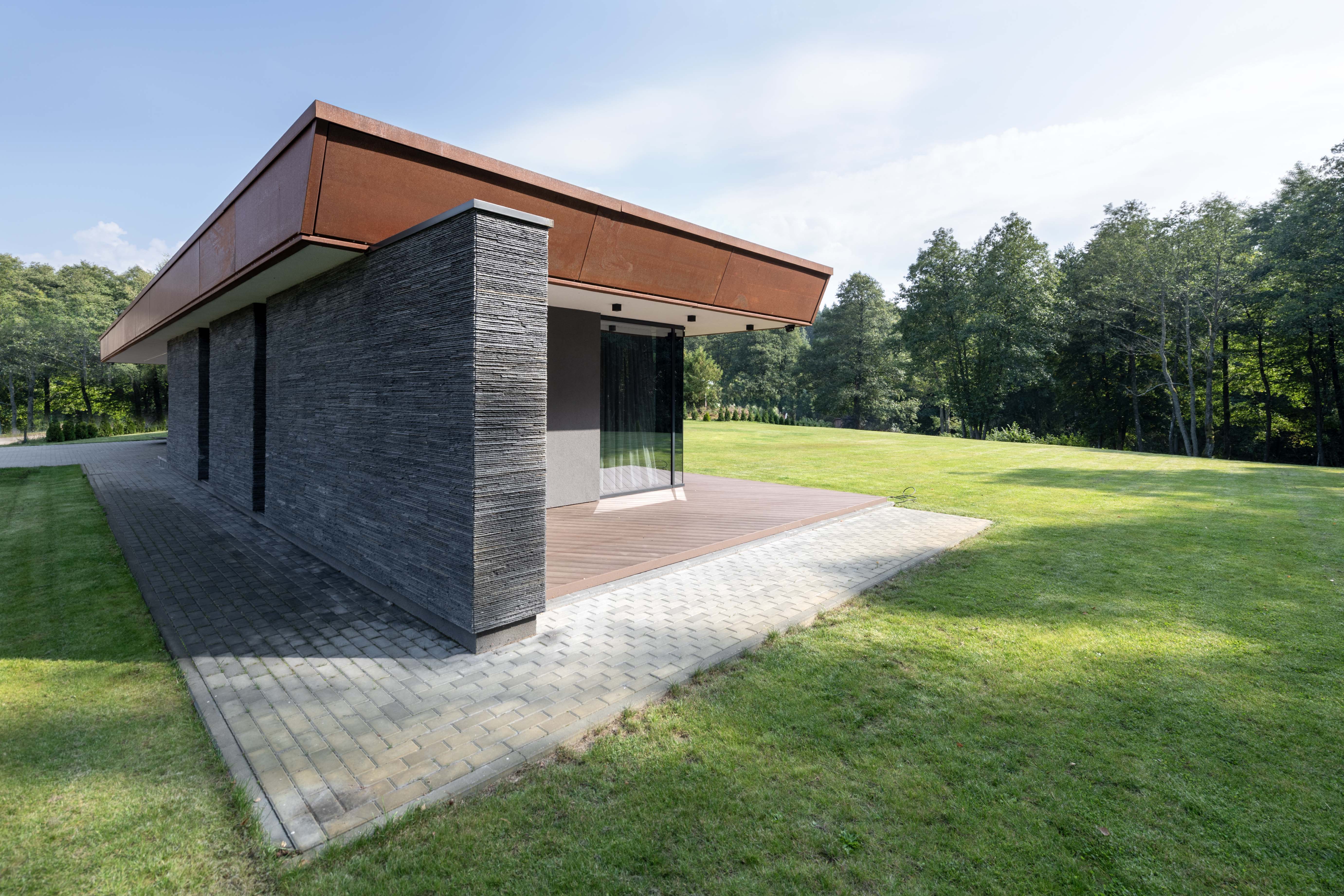 River side rusty house by Architecture laboratory ArchLAB - Architizer