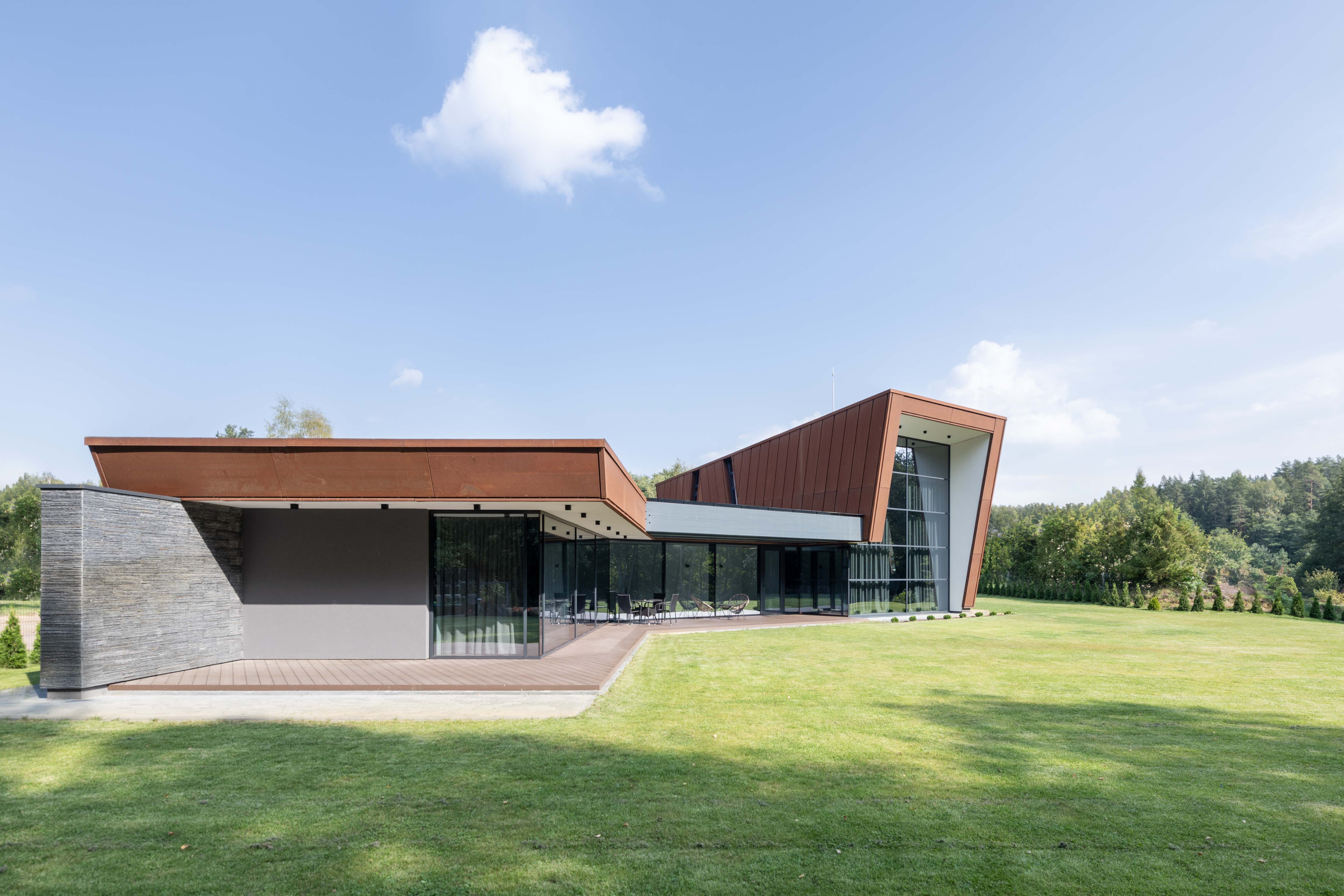 River side rusty house by Architecture laboratory ArchLAB - Architizer