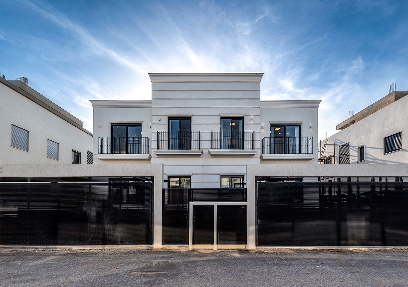 The bachelor fell in love with a house for investment and decided to ...