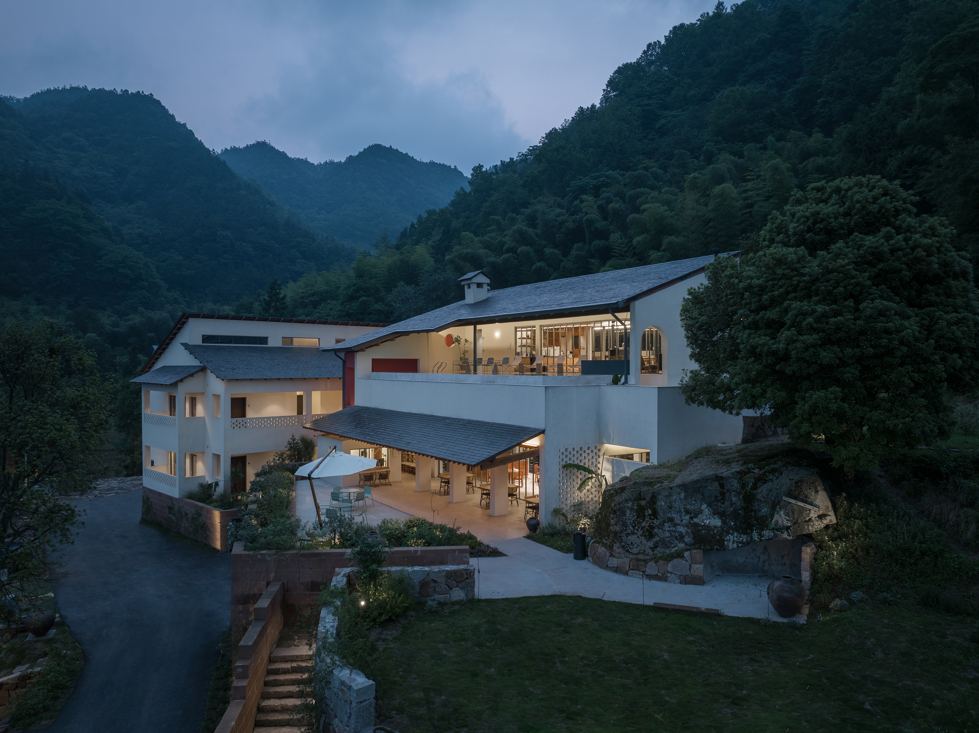 Kong_architects - Architizer