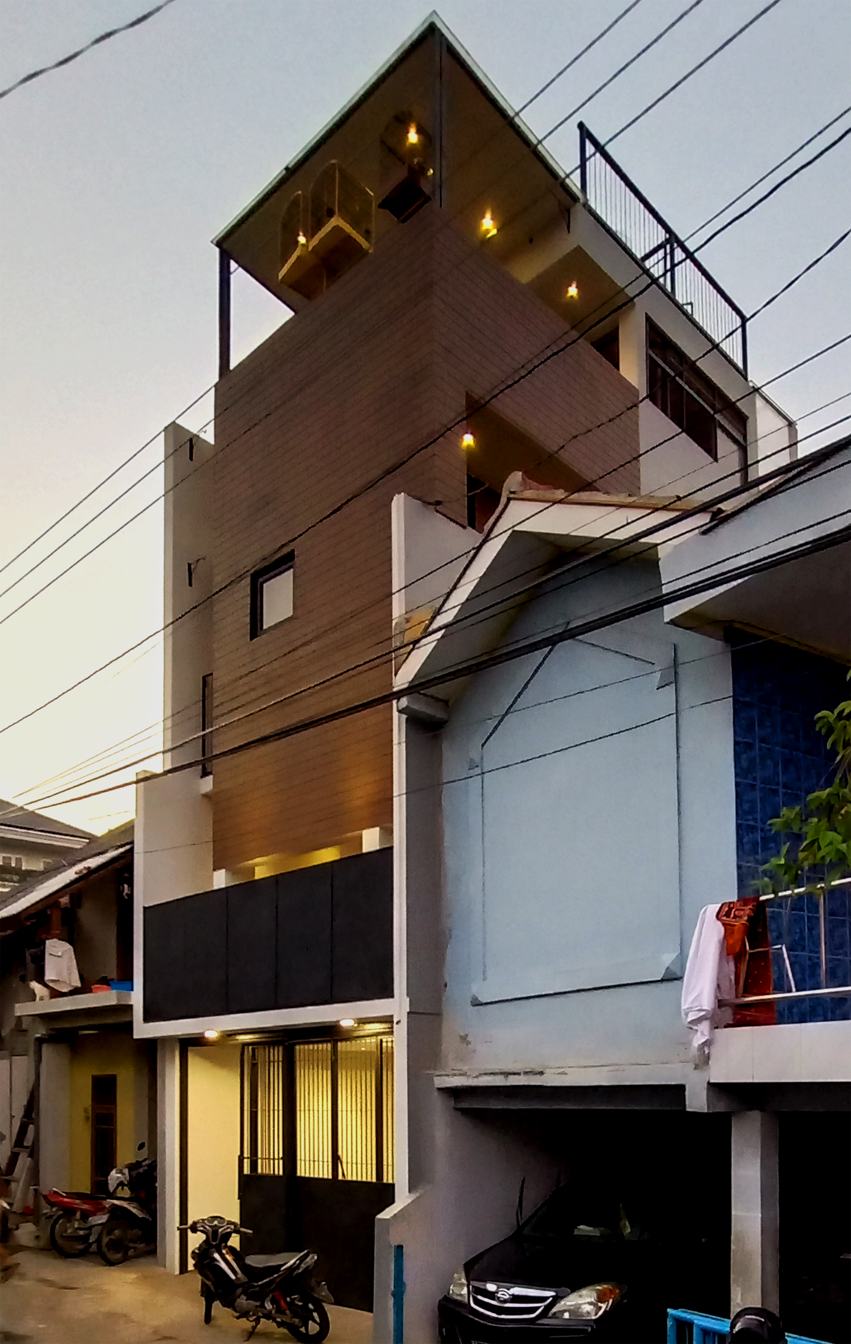 4x8 House by Mimar Architect - Architizer