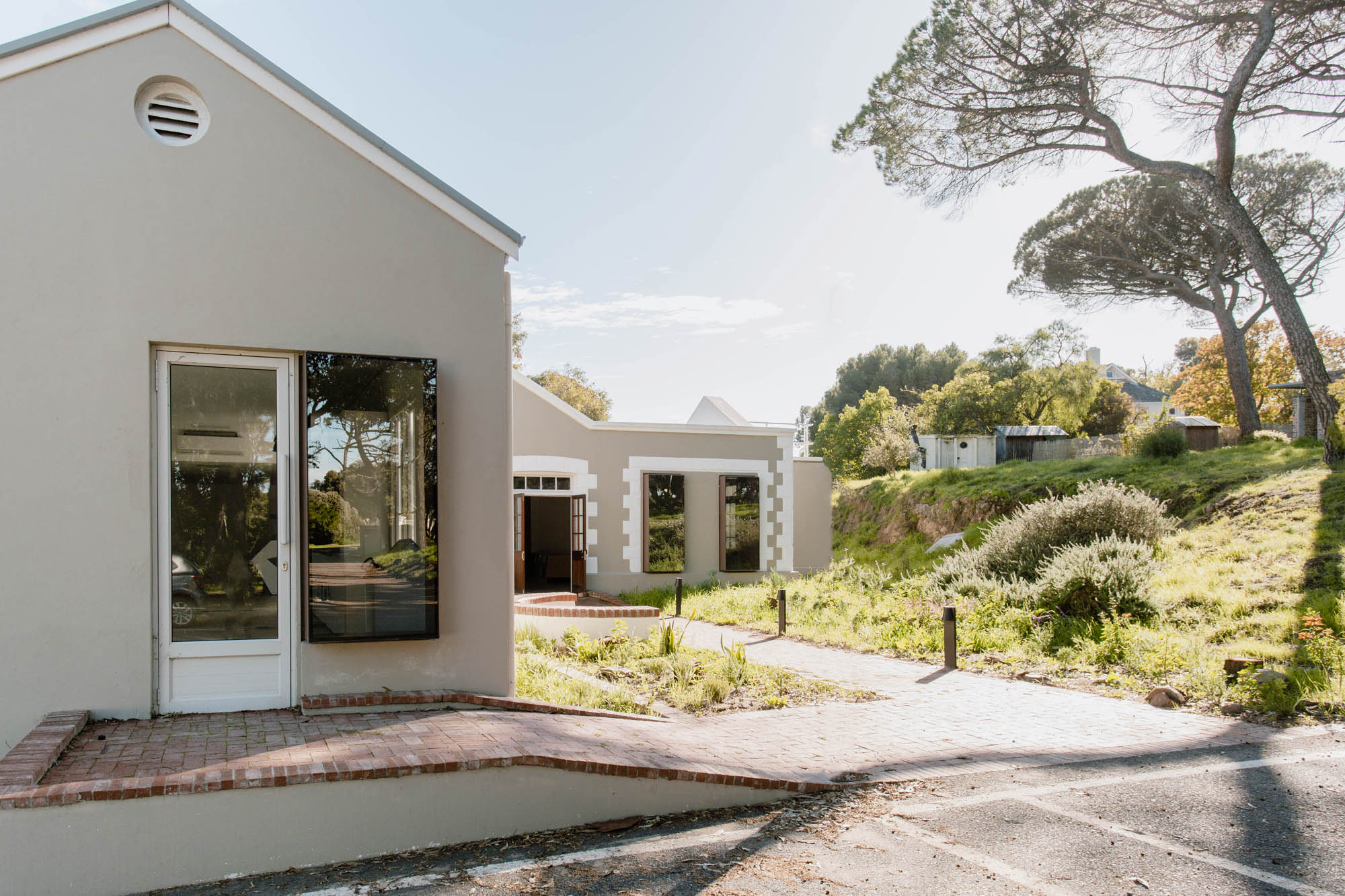 New Visitors Centre & Public Toilet for the South African Astronomical ...